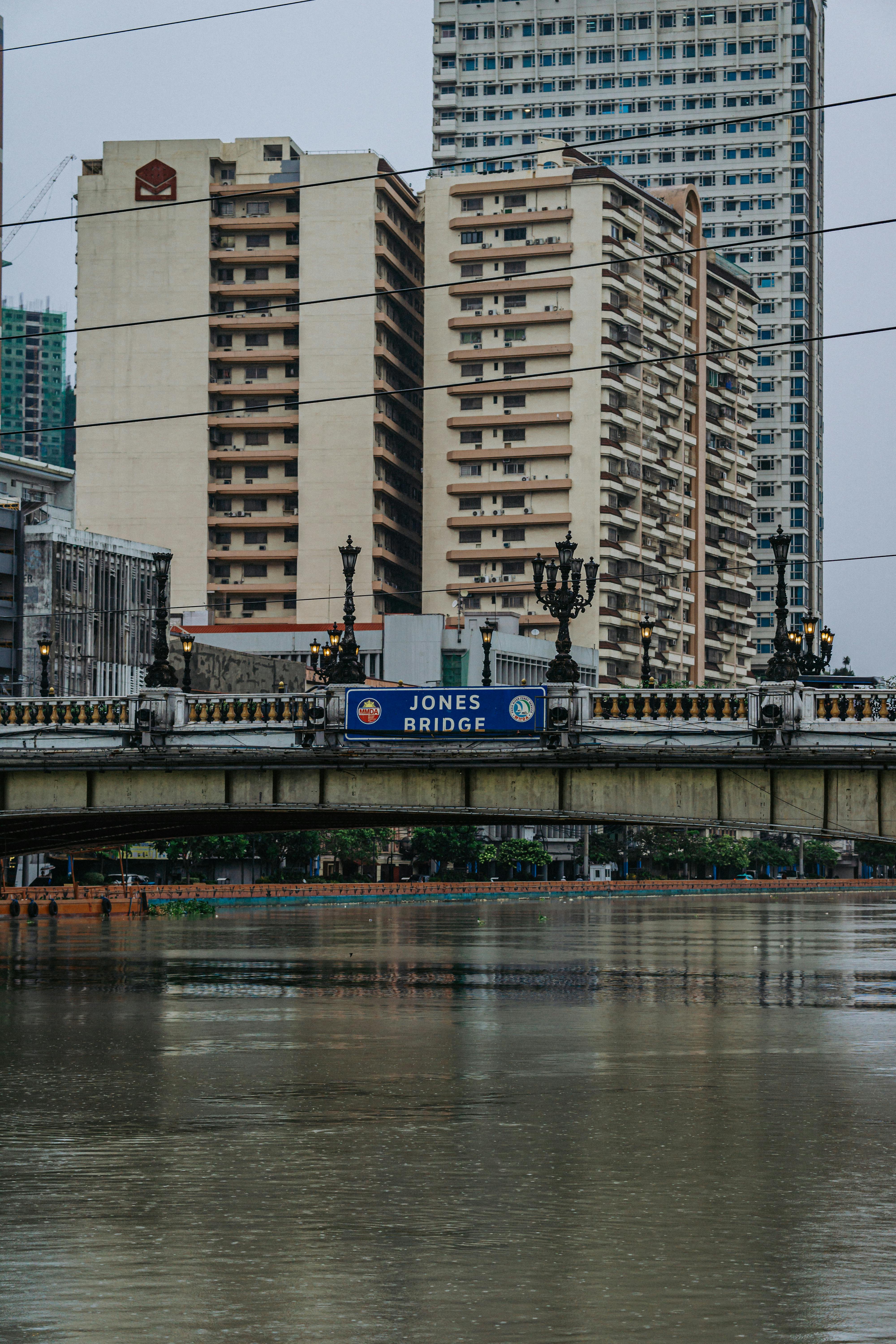 Jones Bridge Overpass in Urban Manila · Free Stock Photo