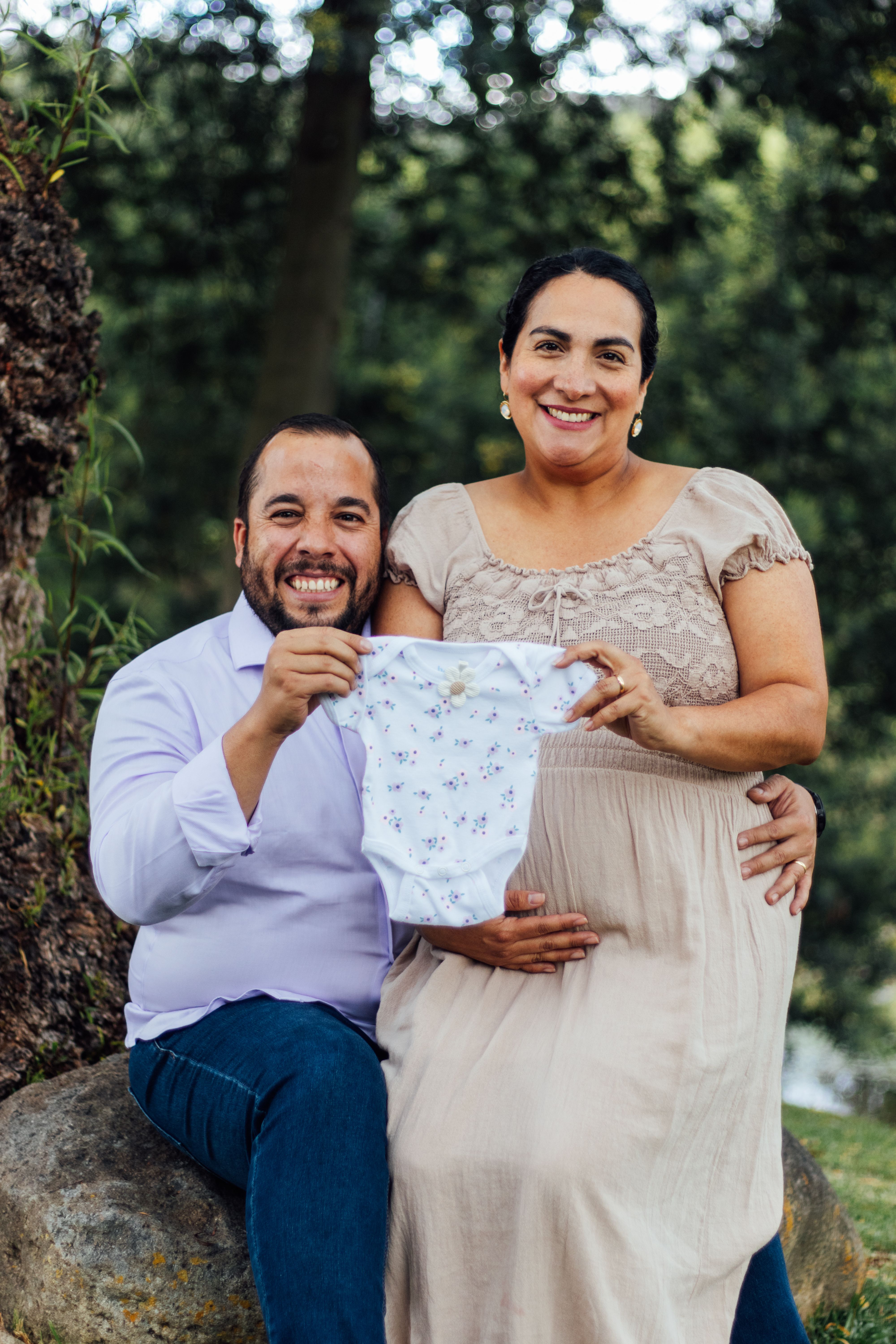 Expectant Couple Celebrating Pregnancy Outdoors · Free Stock Photo