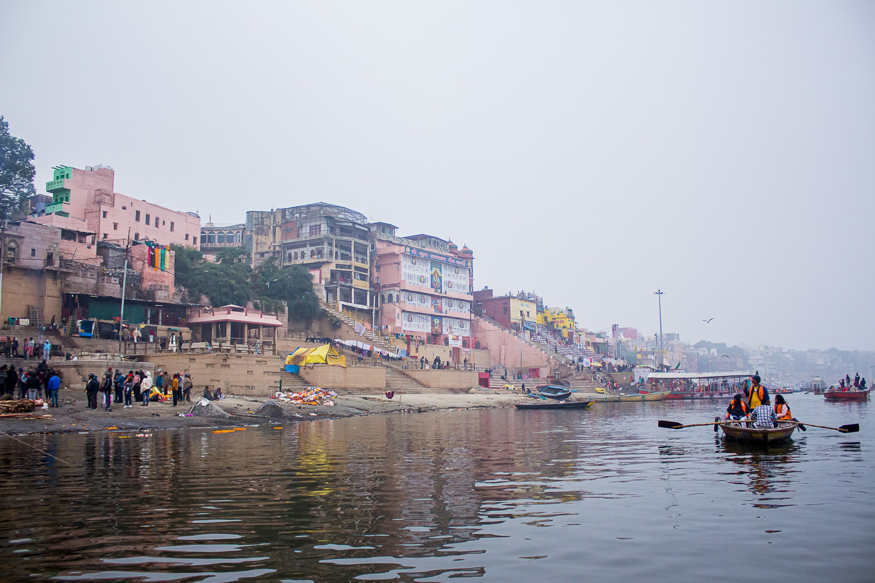 Scenic View of Varanasi Ghats on the Ganges River · Free Stock Photo