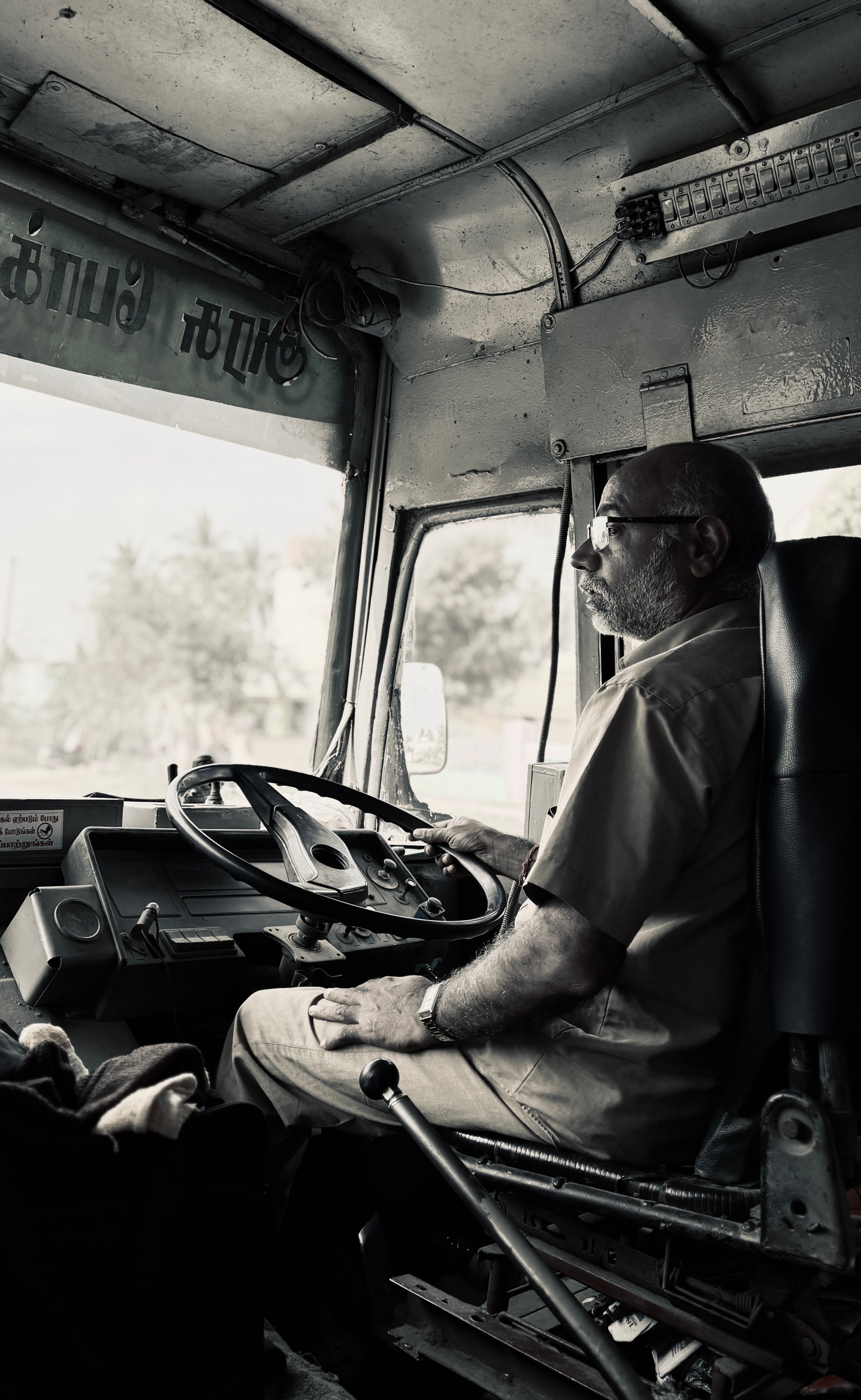 Vintage Bus Driver in Vellore, India · Free Stock Photo