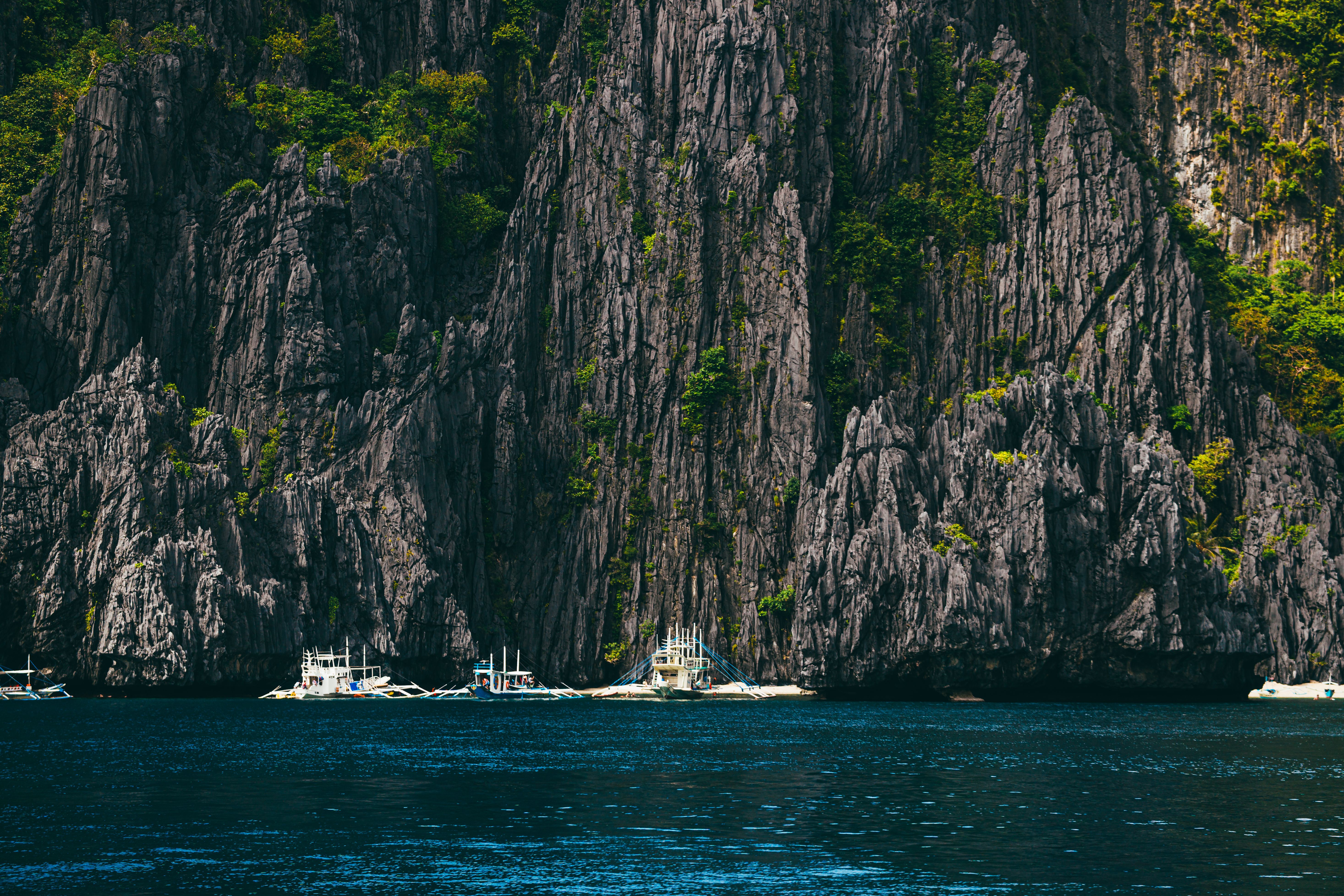 Scenic Limestone Cliffs in El Nido, Palawan · Free Stock Photo