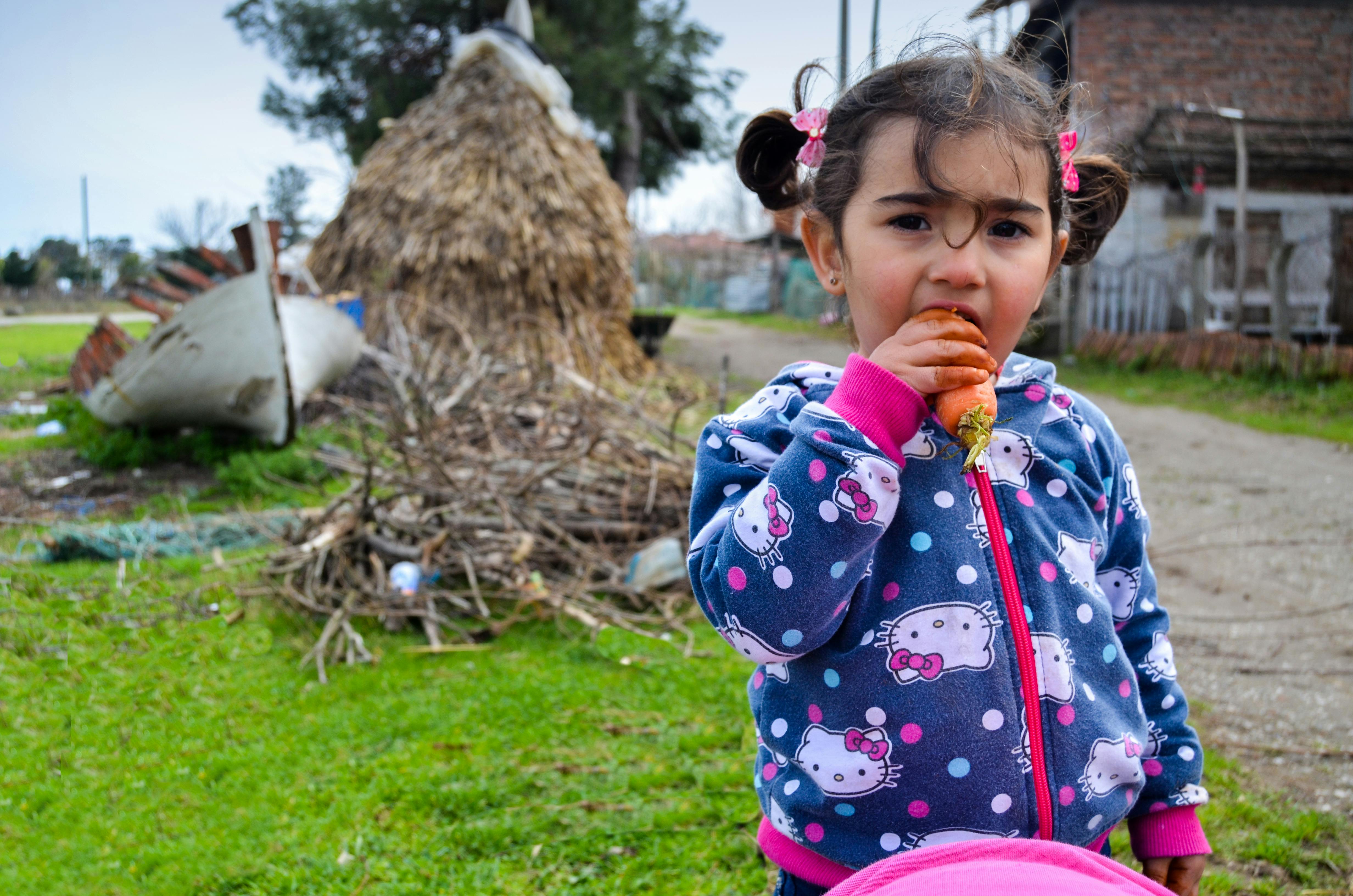 92.737+ Fotos y Imágenes de Slawn+girls Gratis · Banco de Fotos Gratis