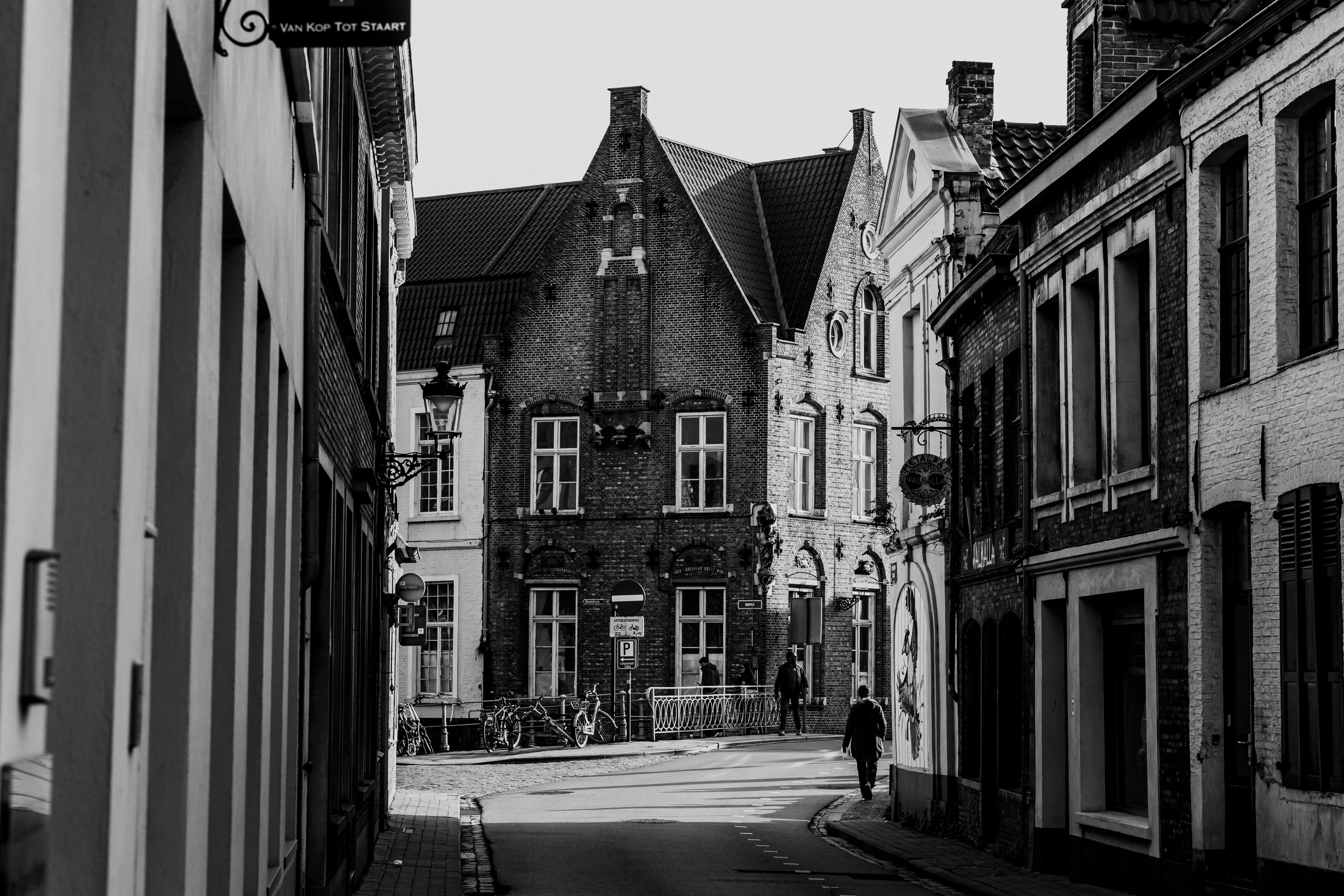 Brick+Fest Photos, Download The BEST Free Brick+Fest Stock Photos & HD ...