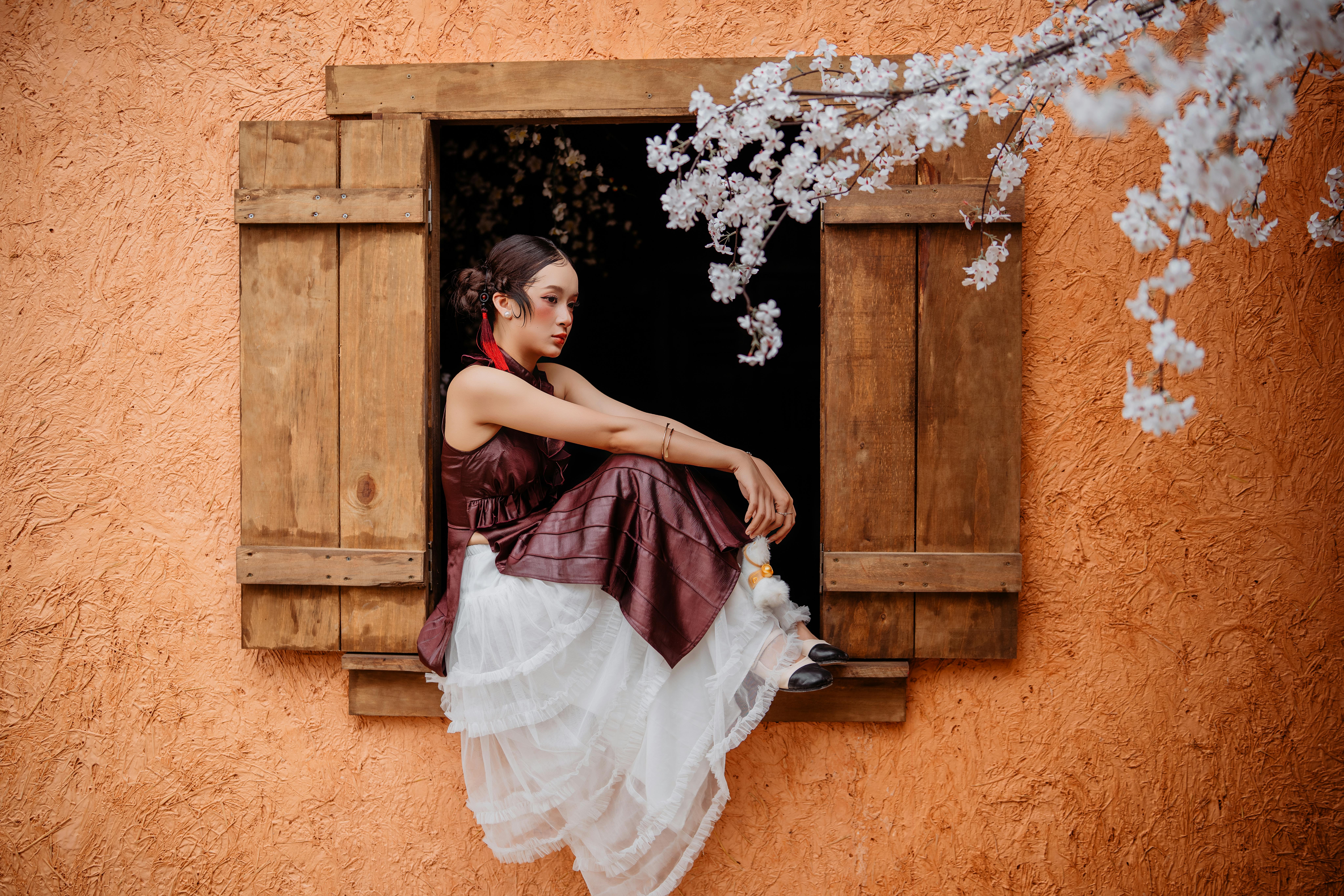 Beautiful+Cougars+Women Photos, Download The BEST Free Beautiful+Cougars+Women Stock Photos & HD ...