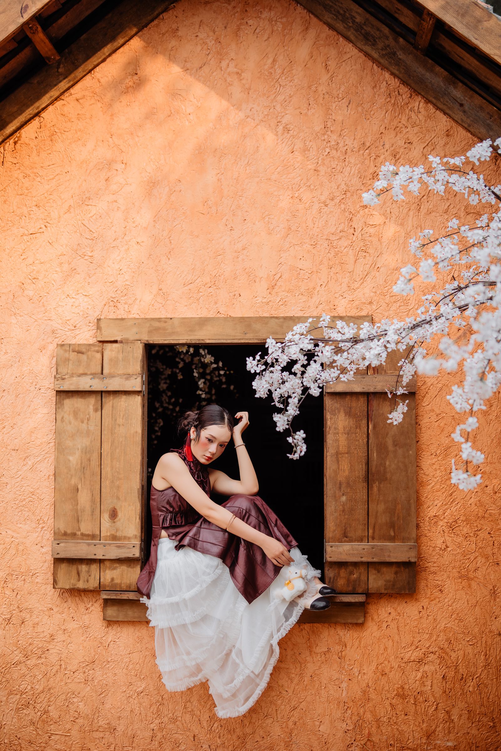 Woman+Mooning Photos, Download The BEST Free Woman+Mooning Stock Photos ...