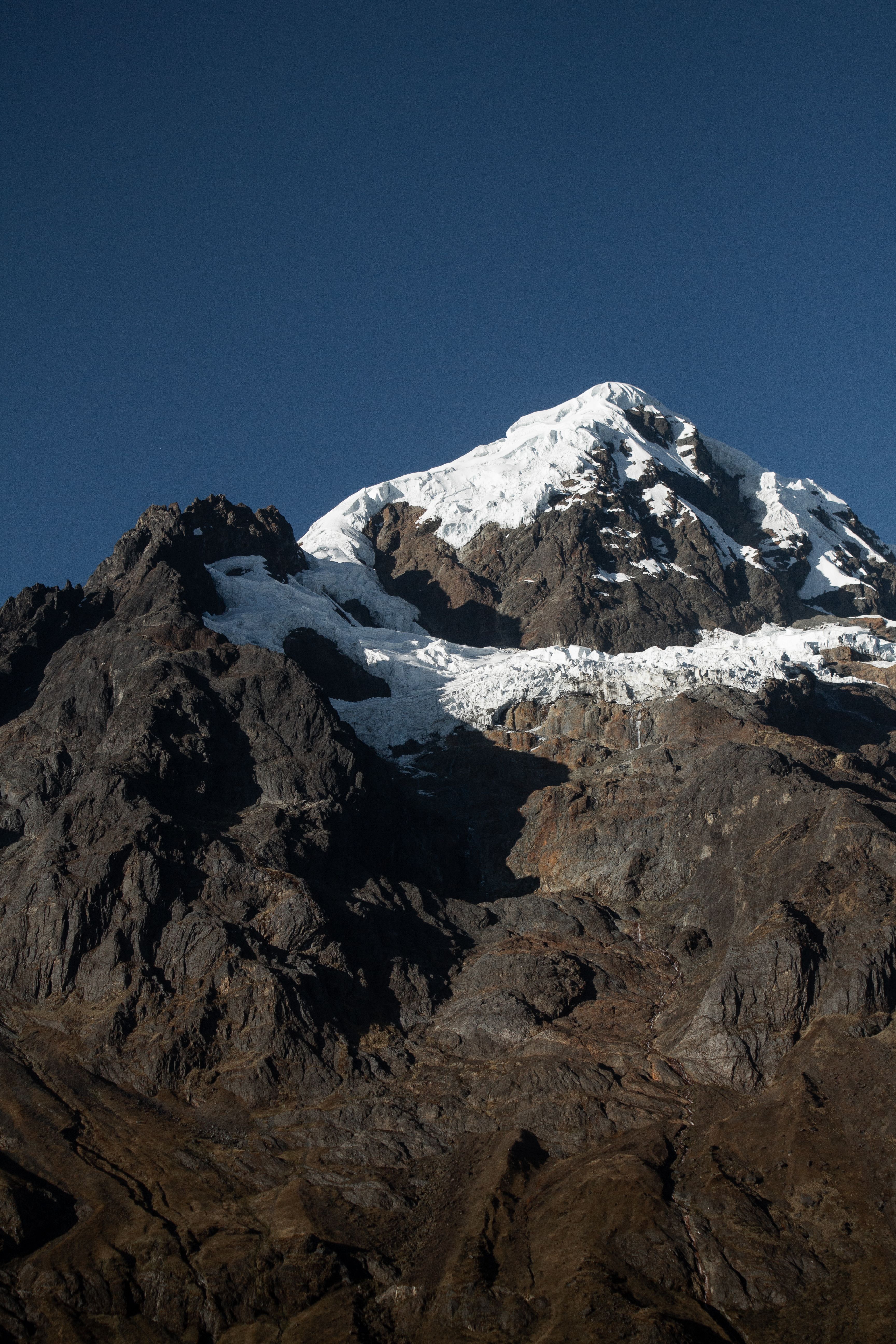 Majestic Snow-Capped Andes Mountain in Peru · Free Stock Photo
