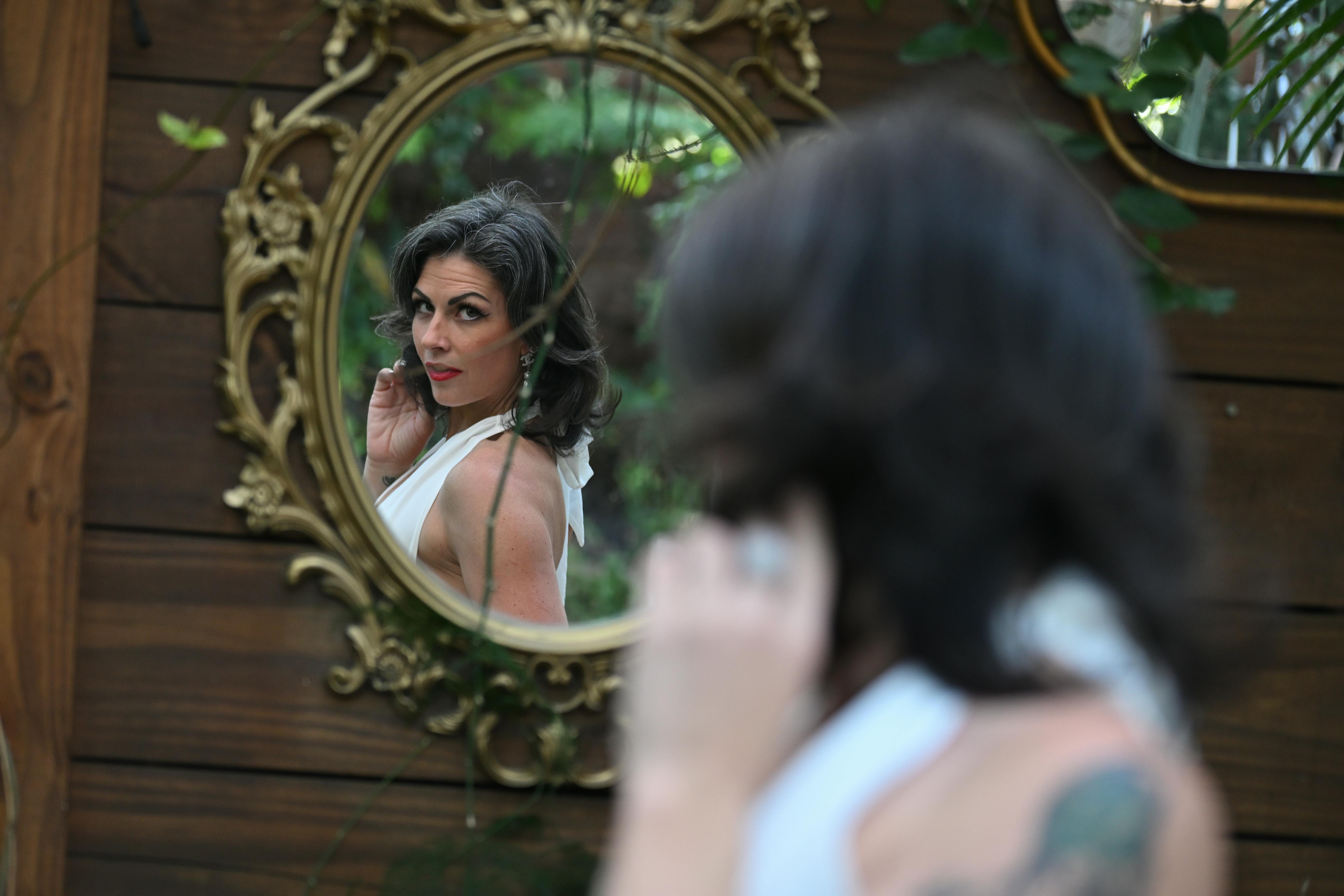 Images+Of+A+Christina+Piercing Photos, Download The BEST Free Images+Of ...