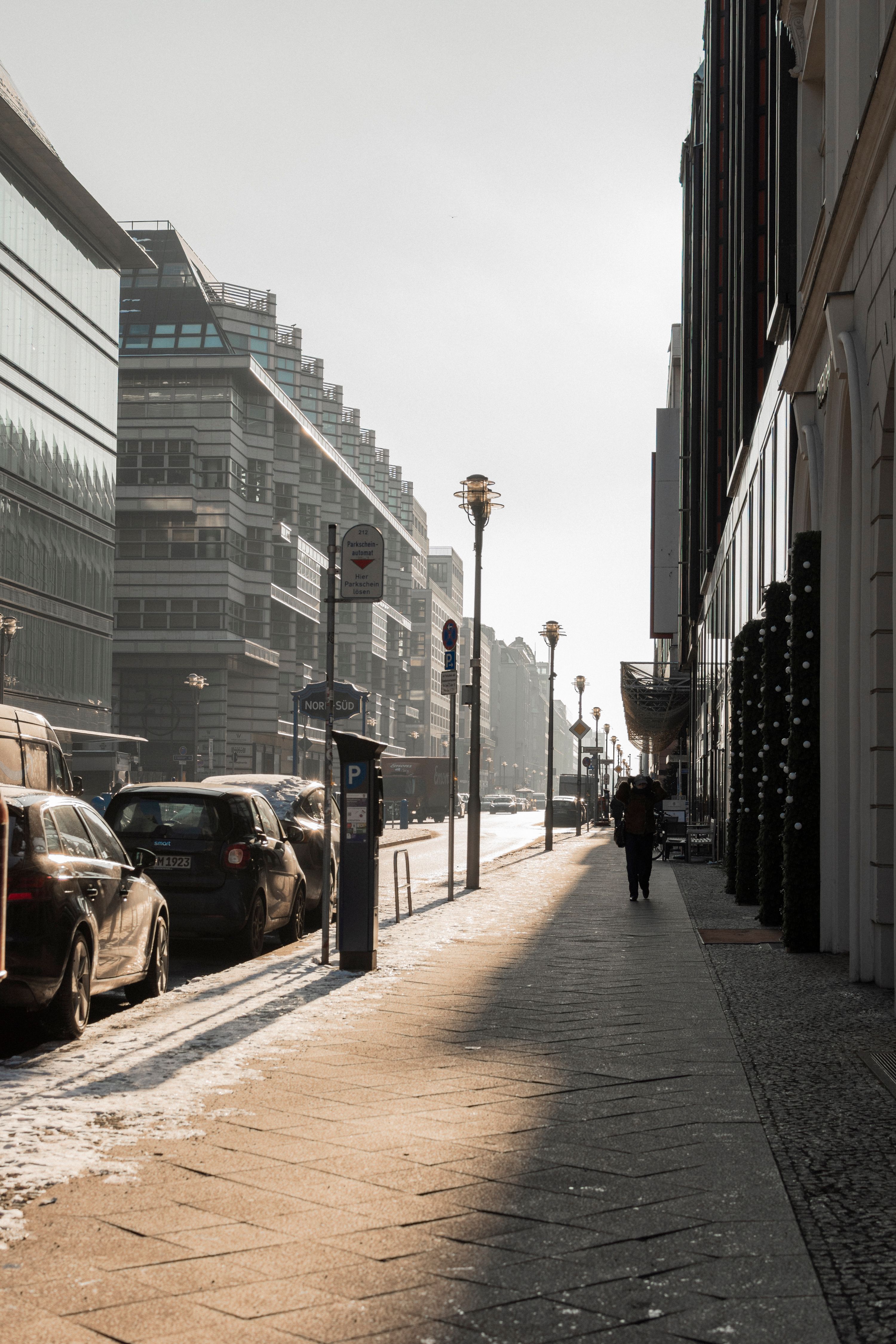 Winter Street Scene in Berlin with Snow · Free Stock Photo
