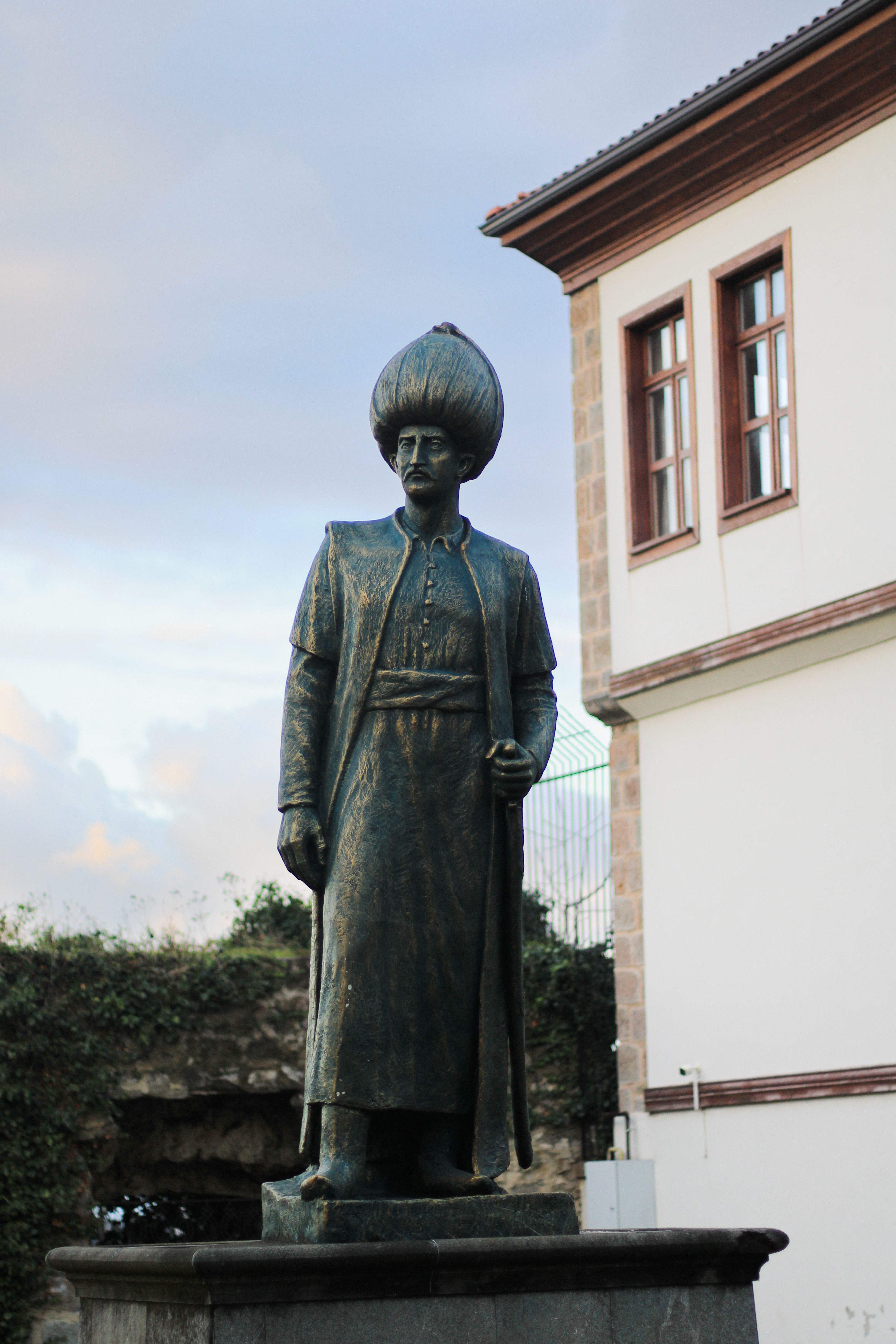 Historic Ottoman Statue in Trabzon Türkiye · Free Stock Photo