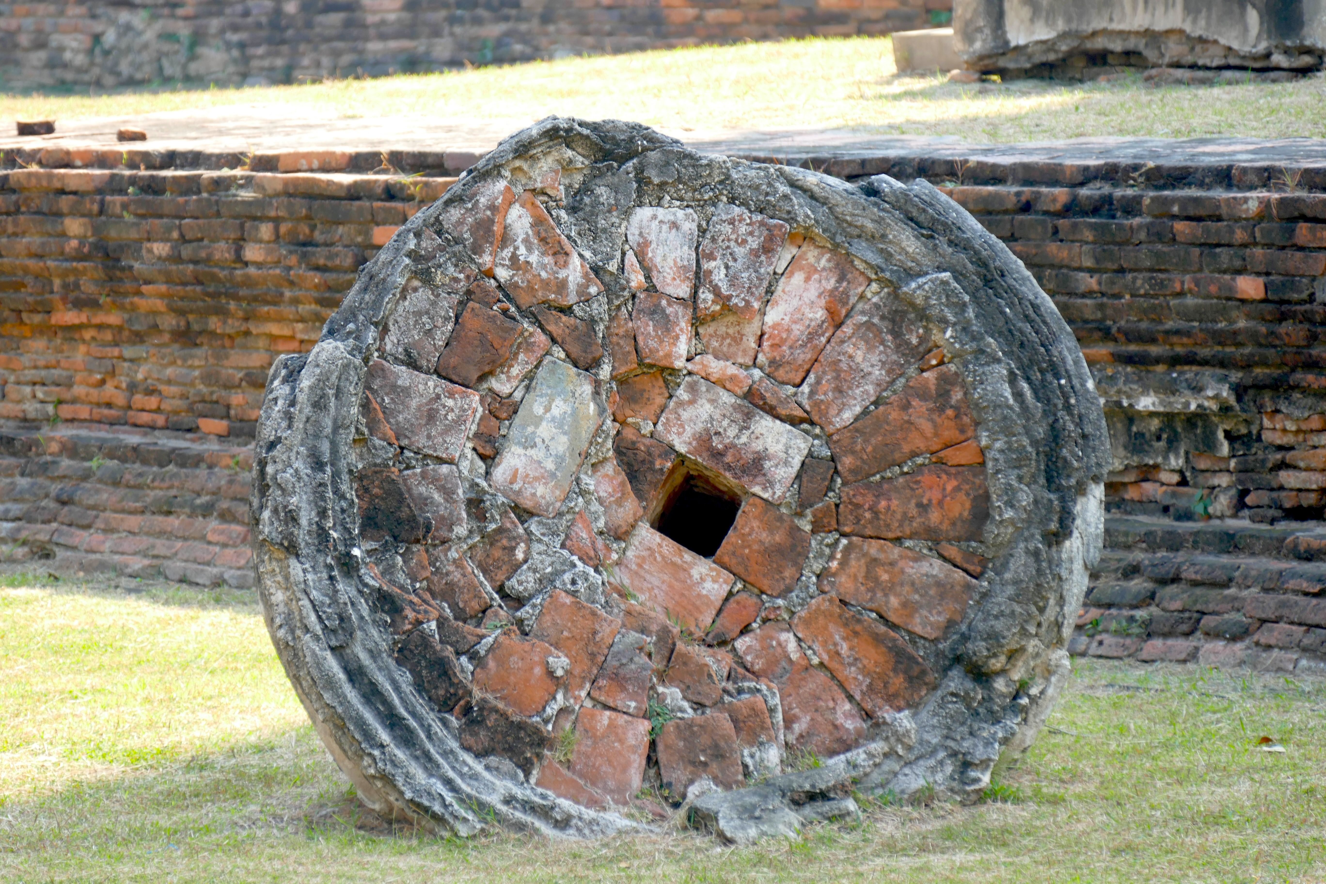 Ancient Brick Structure in Historical Site · Free Stock Photo