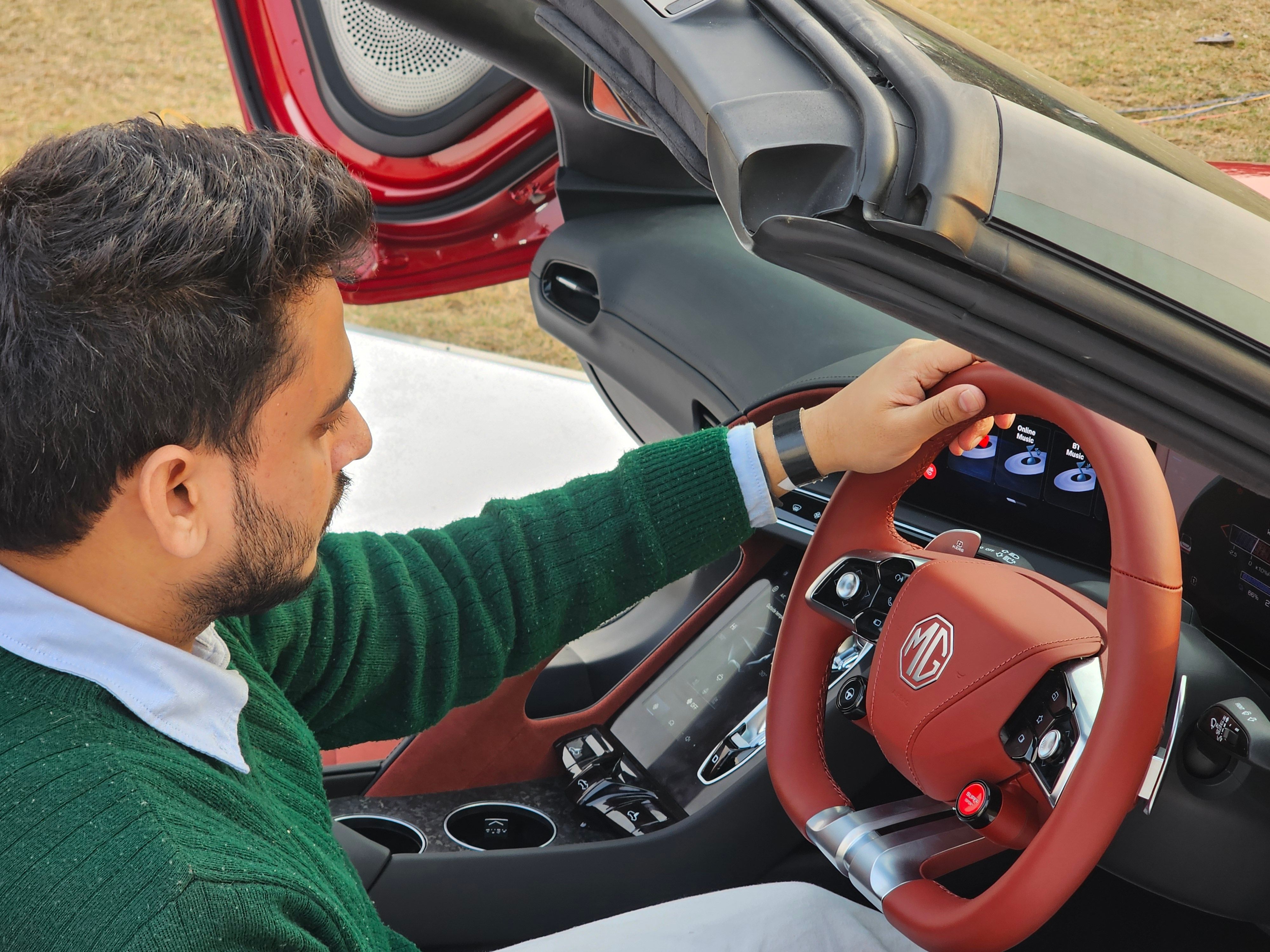 Open Roof Car Photos, Download The BEST Free Open Roof Car Stock Photos ...