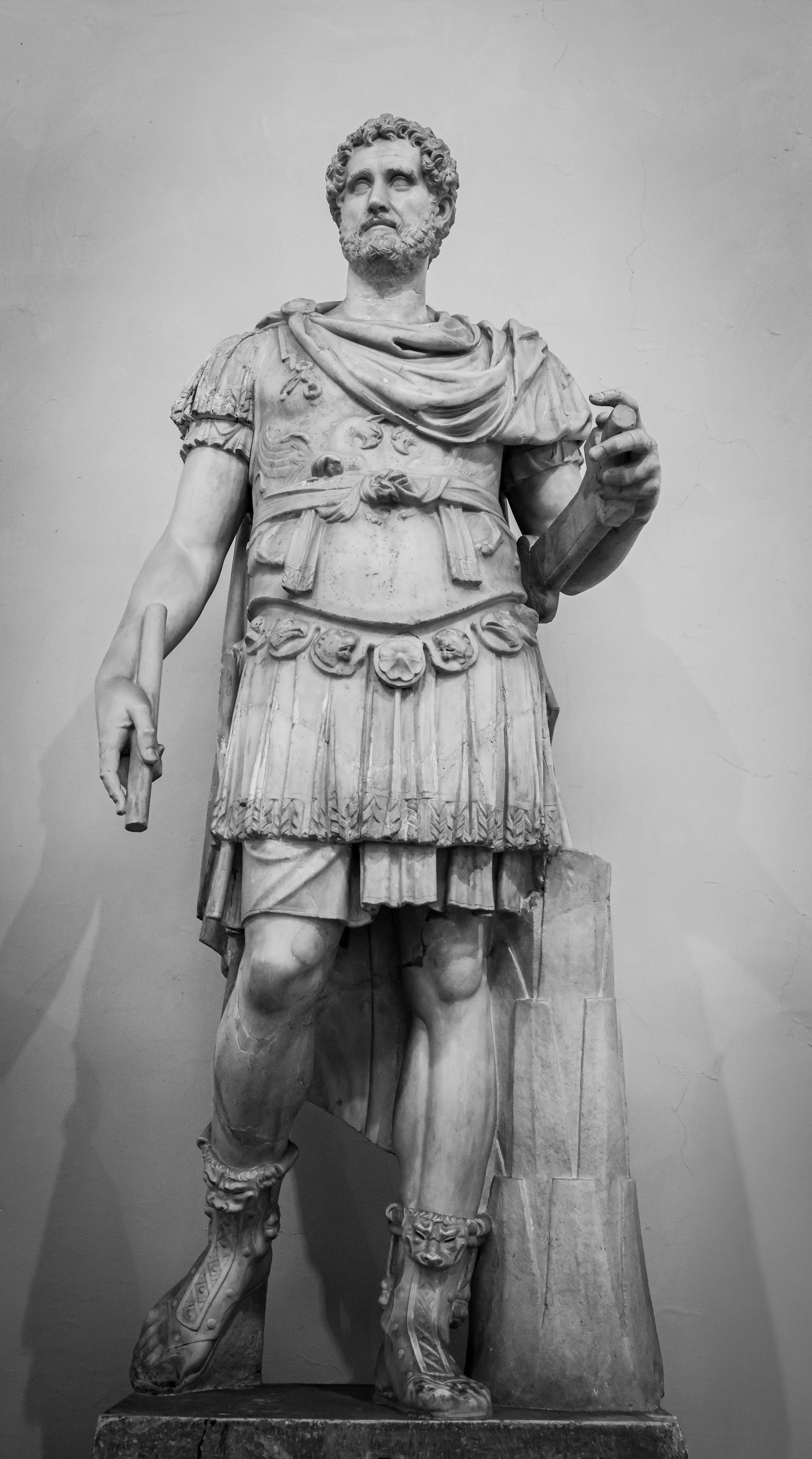 Roman Statues Front Facing Photos, Download The BEST Free Roman Statues ...