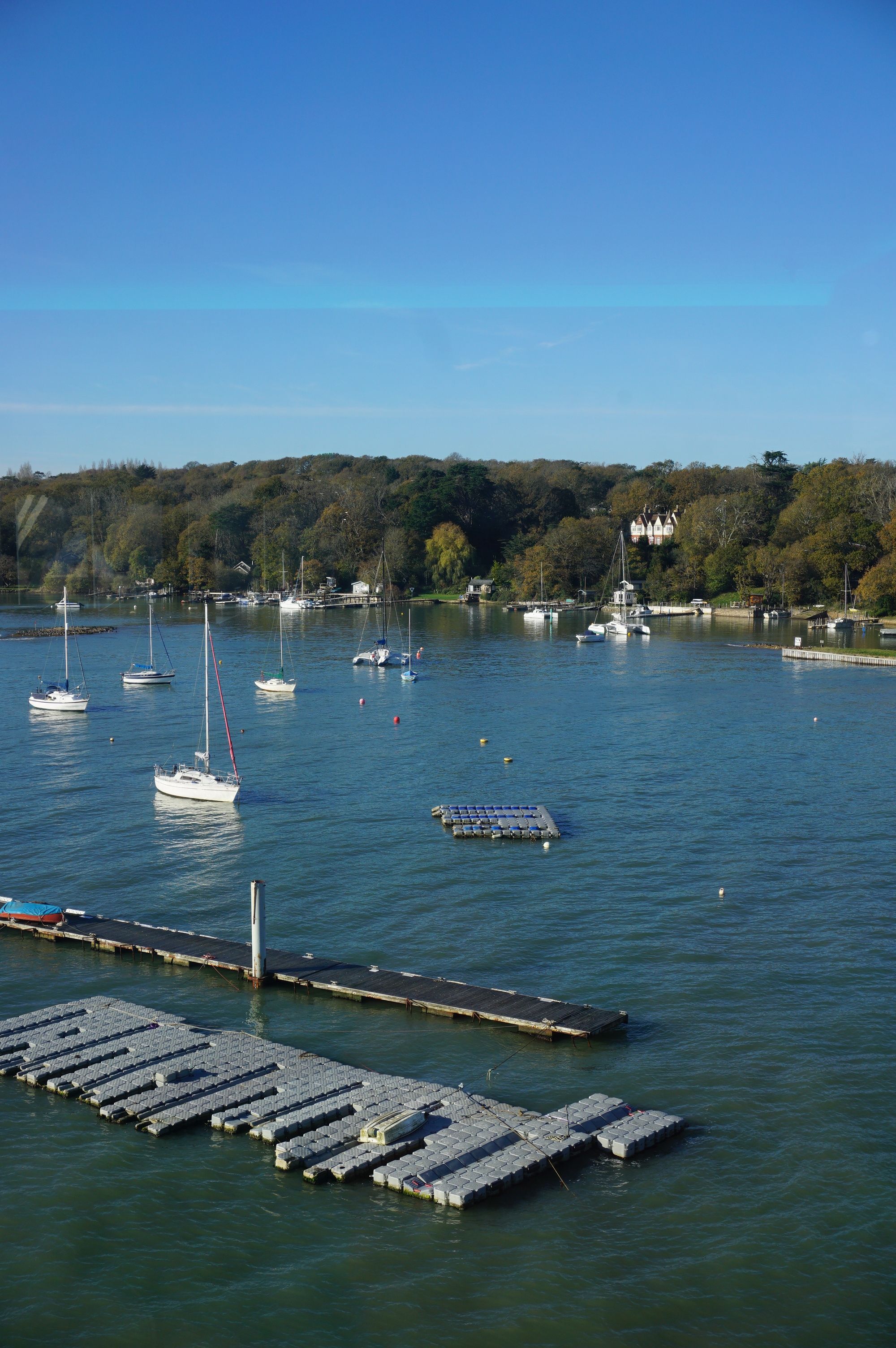 Tranquil Harbour Scene on England's Coastline · Free Stock Photo