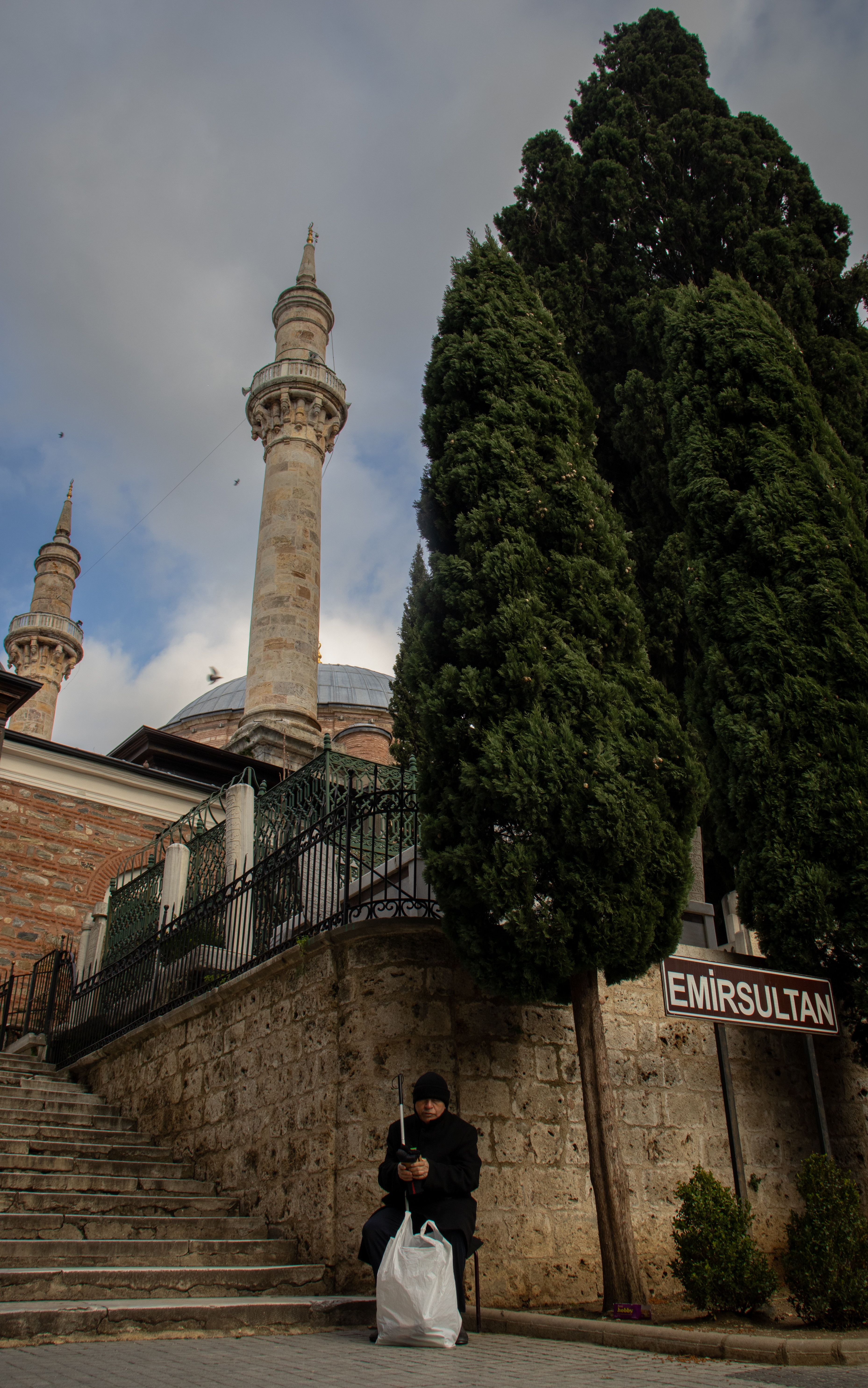 Outdoor Scene with Emir Sultan Mosque in the Background · Free Stock Photo