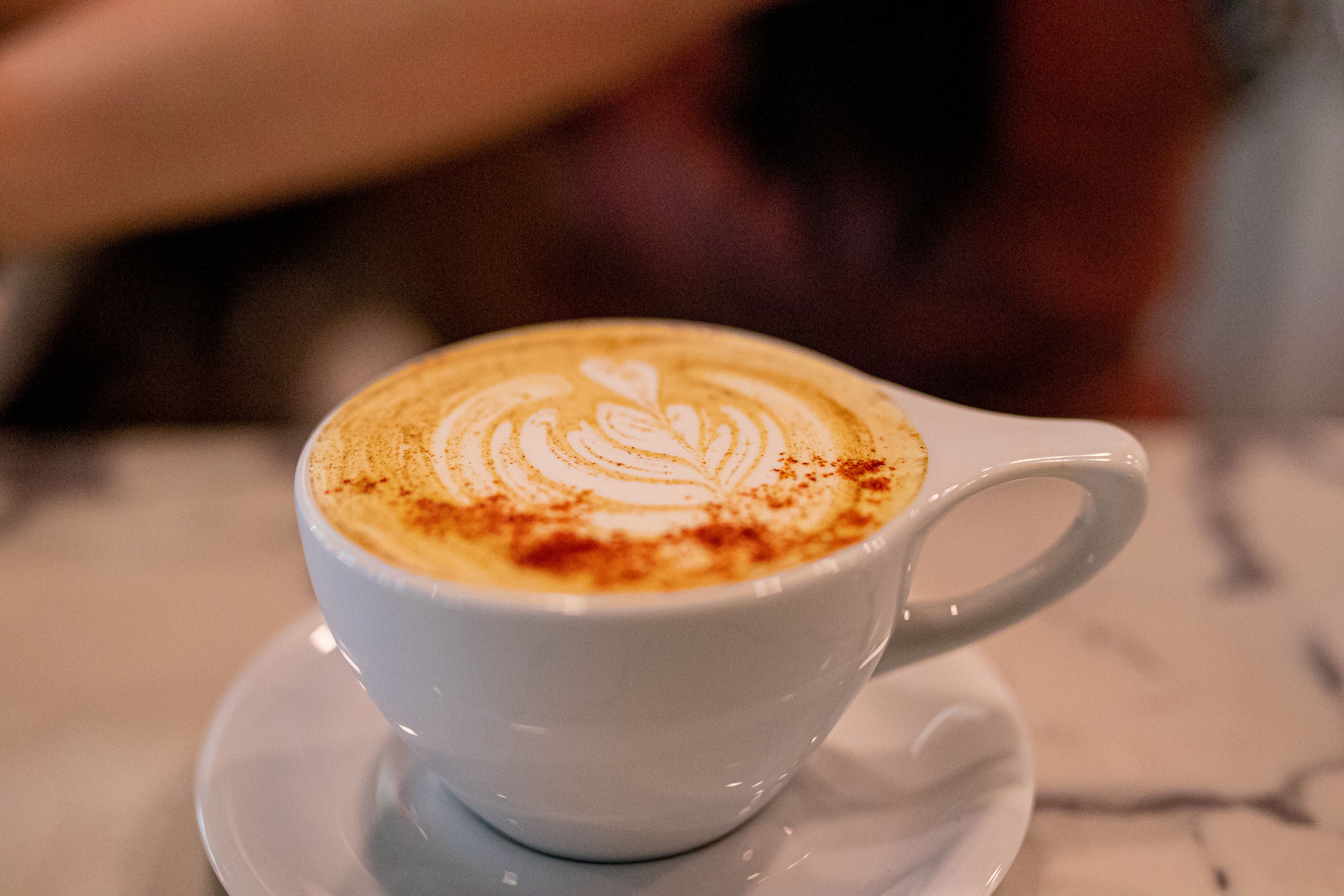 Artistic Latte with Beautiful Foam Design · Free Stock Photo