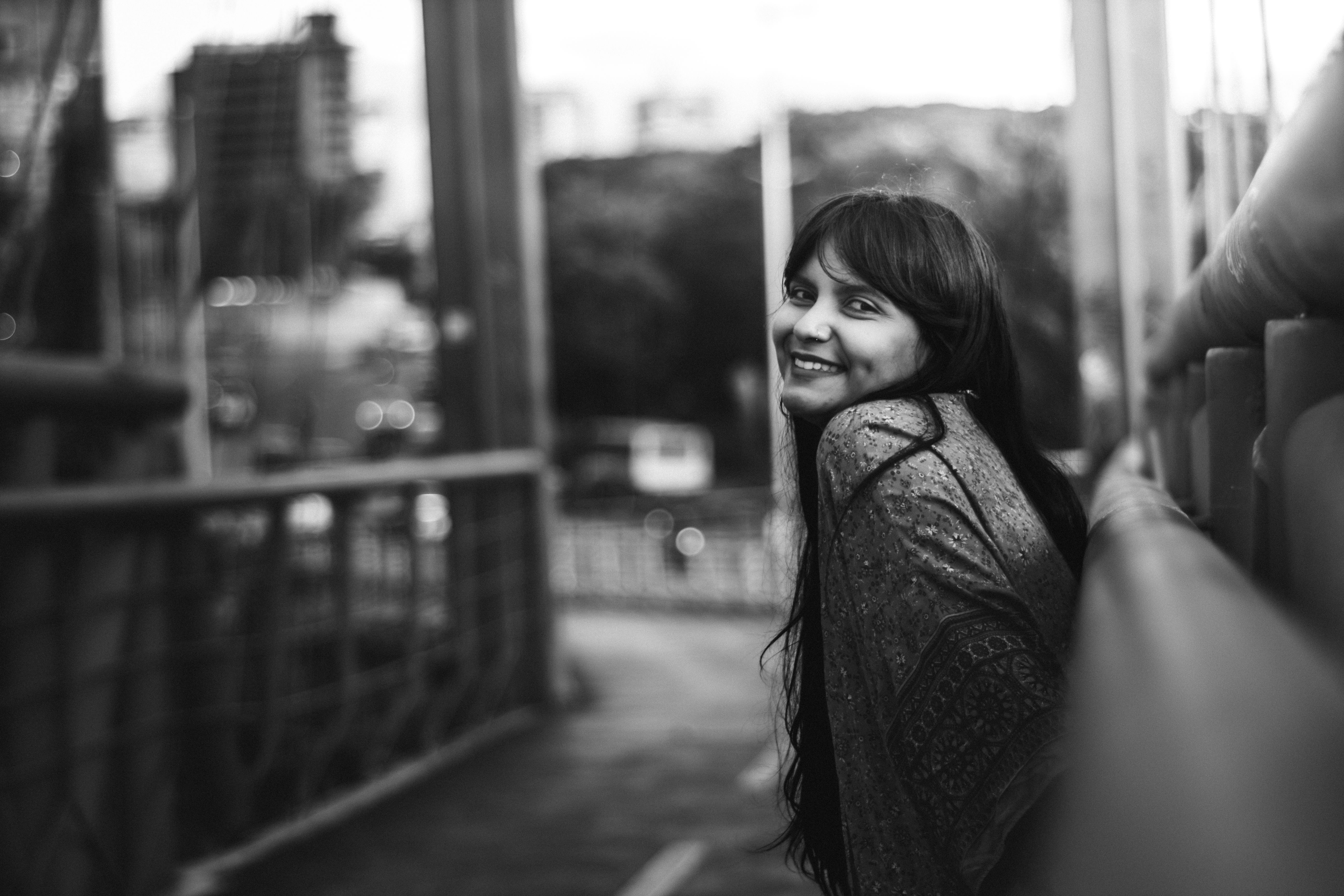 610.755+ Fotos y Imágenes de Person smiling Gratis · Banco de Fotos Gratis
