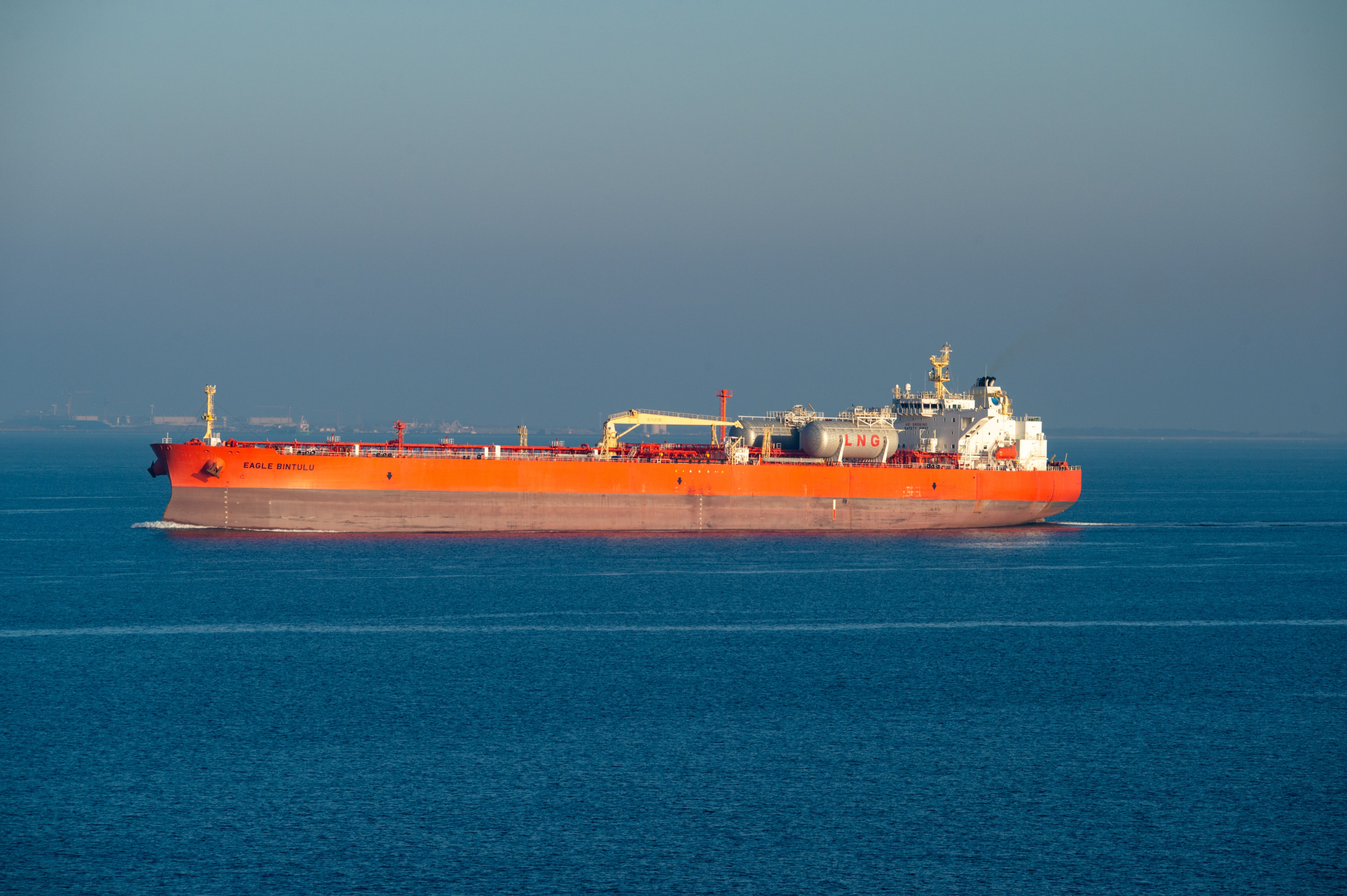 Lng Photos, Download The BEST Free Lng Stock Photos & HD Images