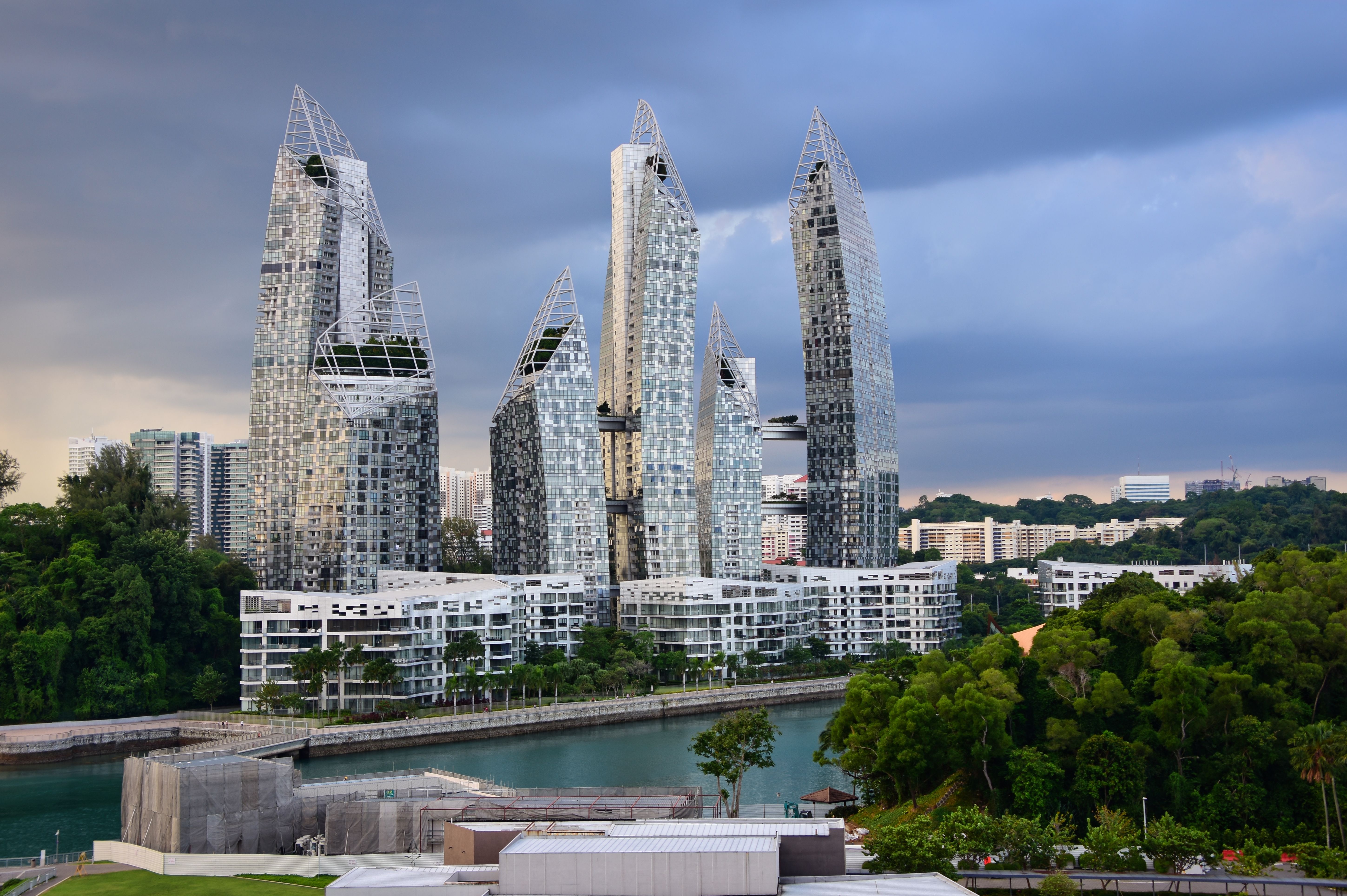 Modern Architecture of Singapore Skyline · Free Stock Photo