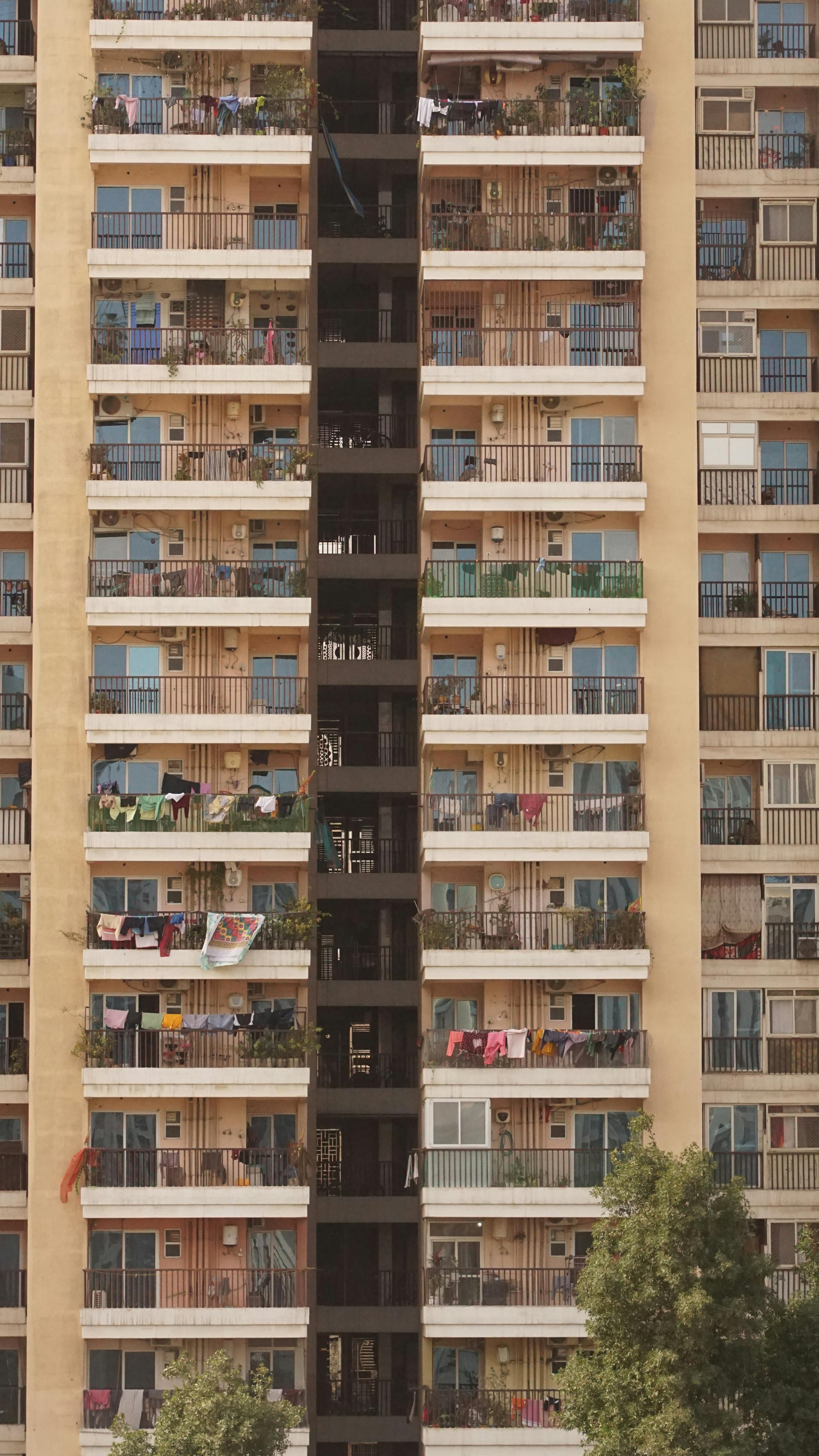 High-rise apartment building exterior view · Free Stock Photo