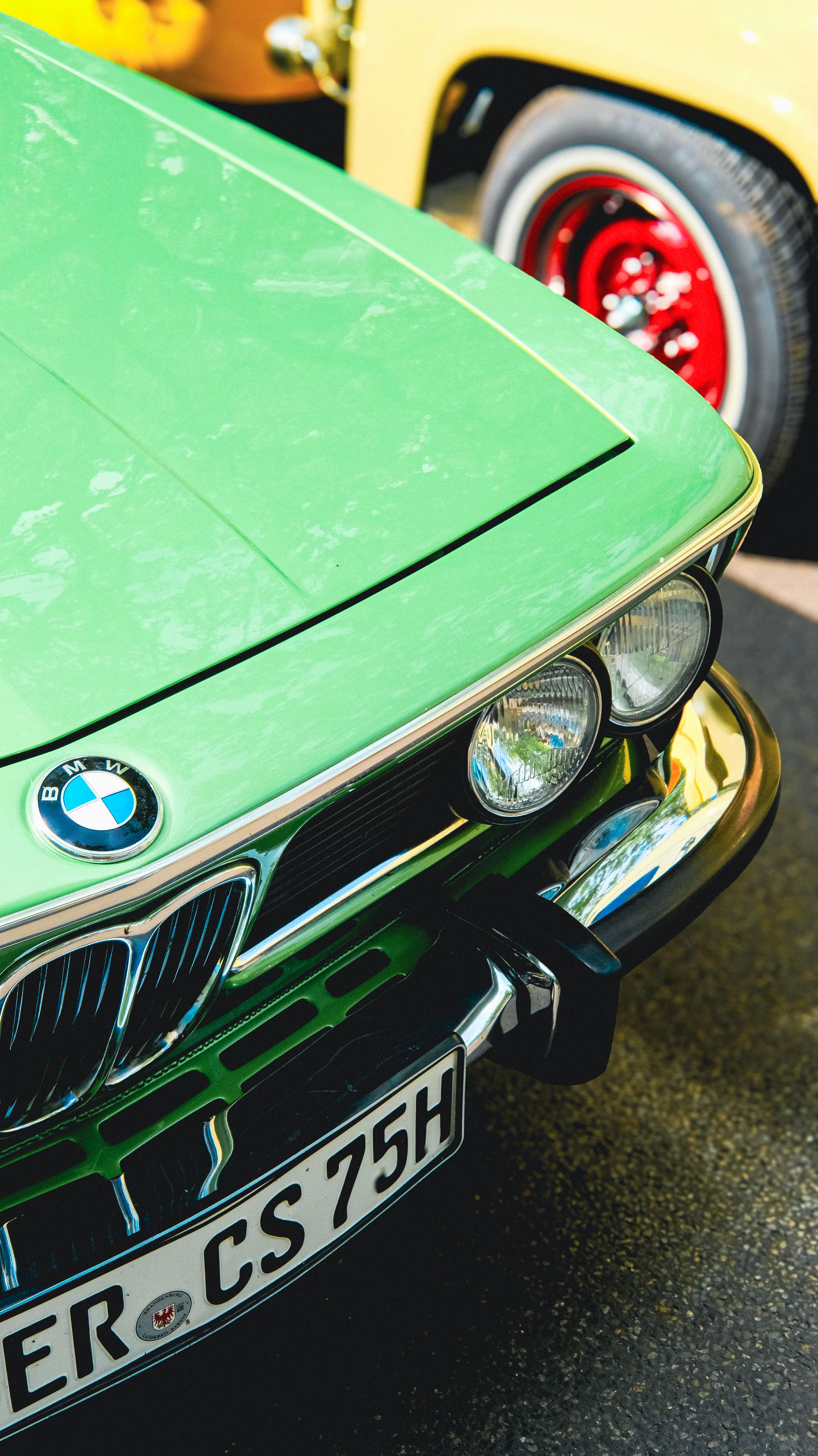 Vintage Green Car at Classic Car Show · Free Stock Photo
