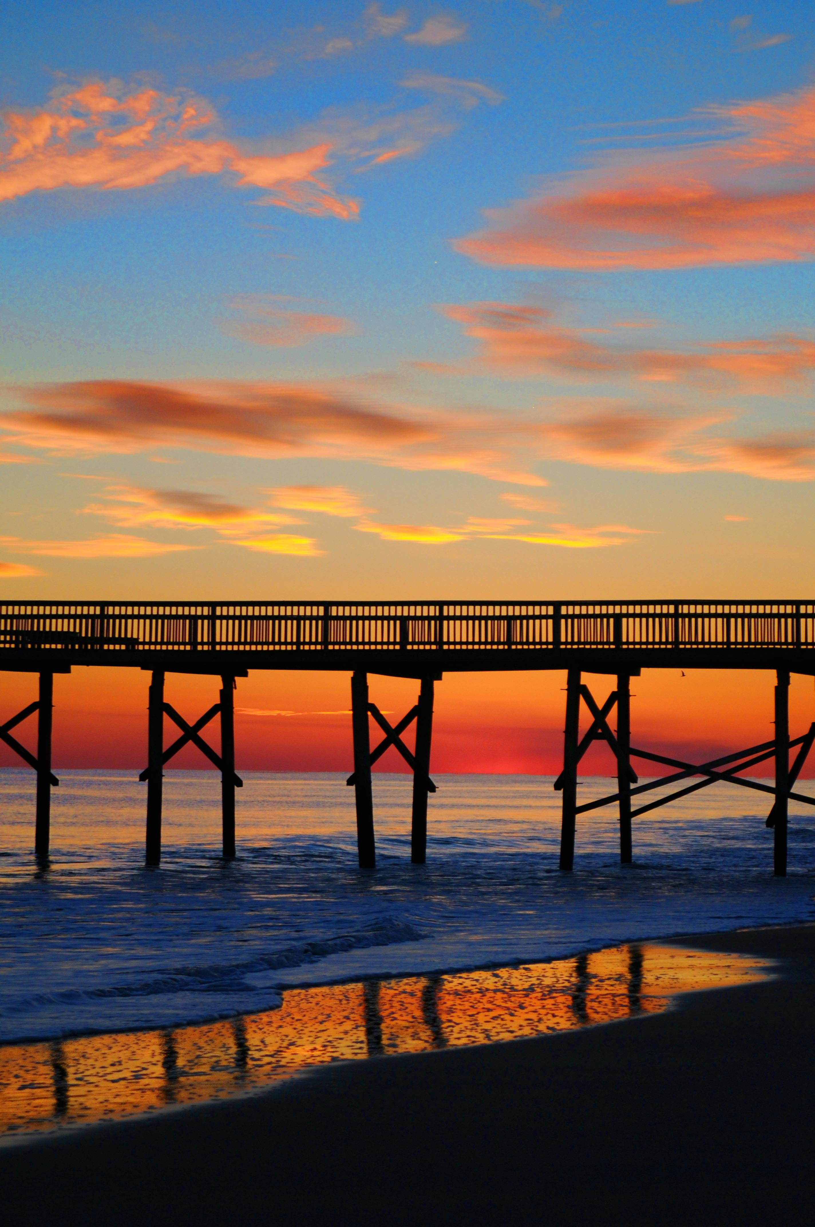 Beach Dock during Golden Hour · Free Stock Photo