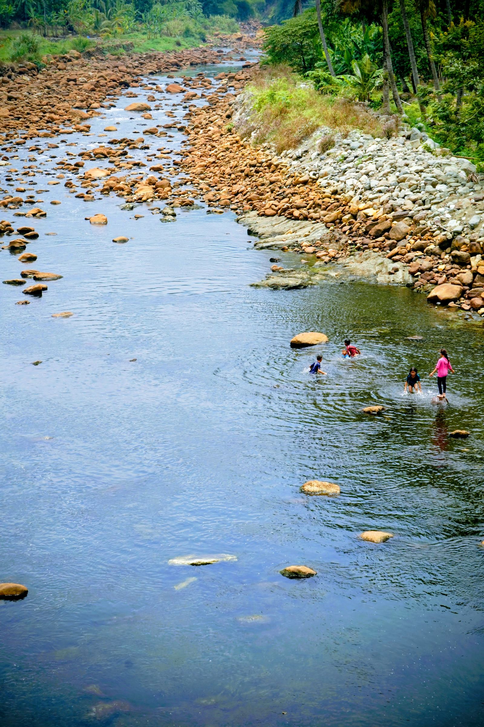 Children Playing River Photos, Download The BEST Free Children Playing ...