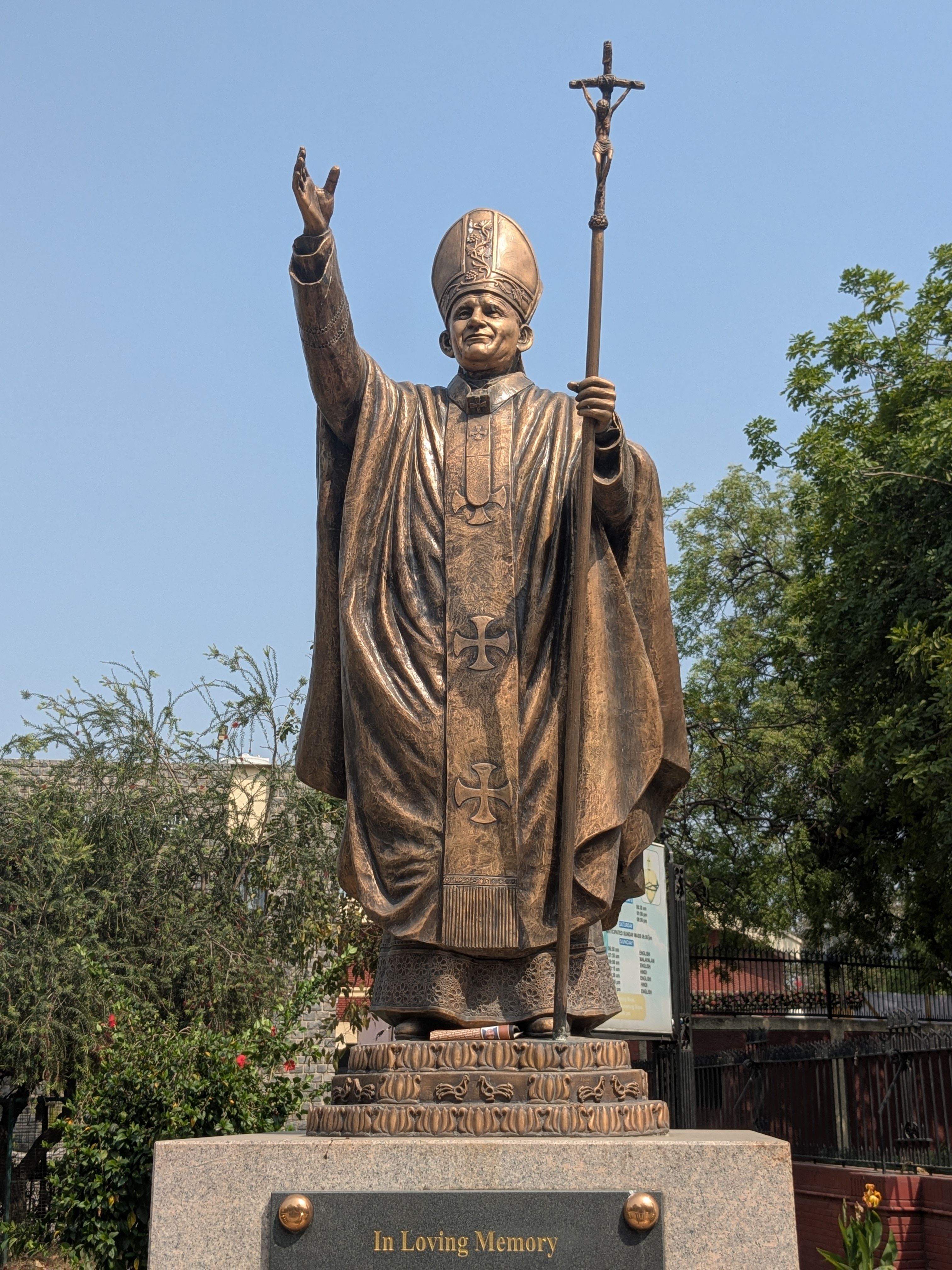Statue of a Religious Figure in Delhi, India · Free Stock Photo
