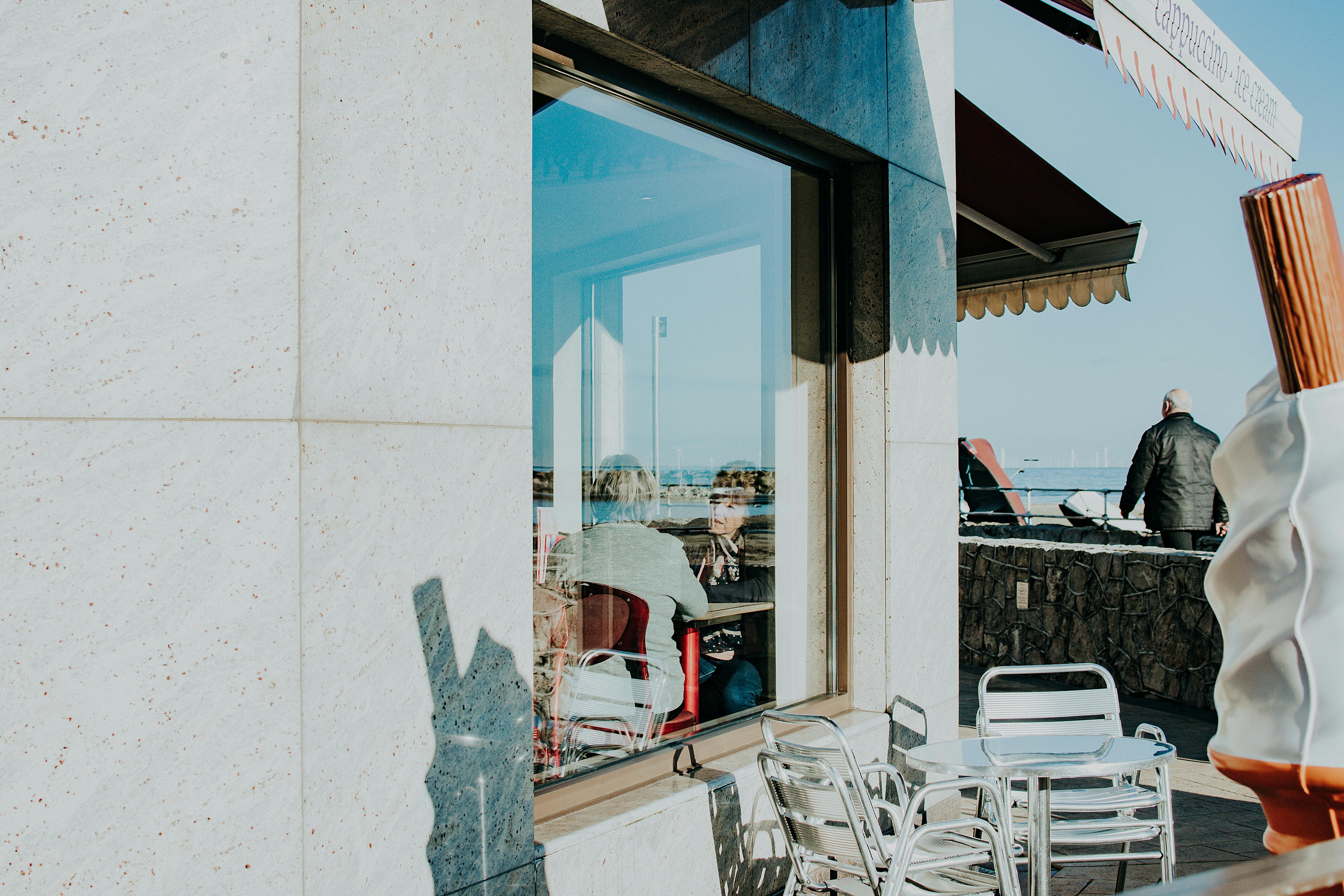 Restuarant Table Photos, Download The BEST Free Restuarant Table Stock ...