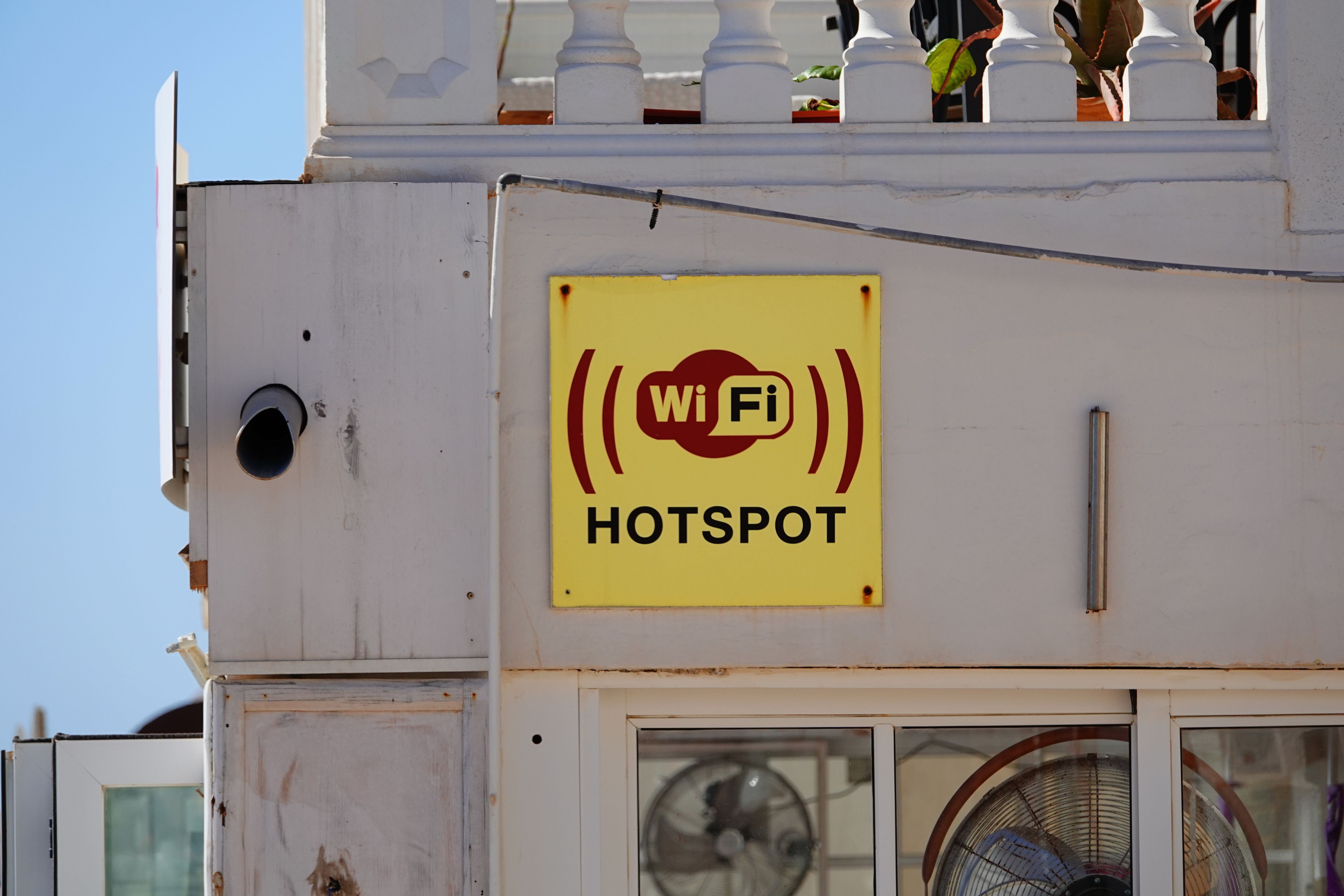Access Point Outdoor Wifi Photos, Download The BEST Free Access Point ...