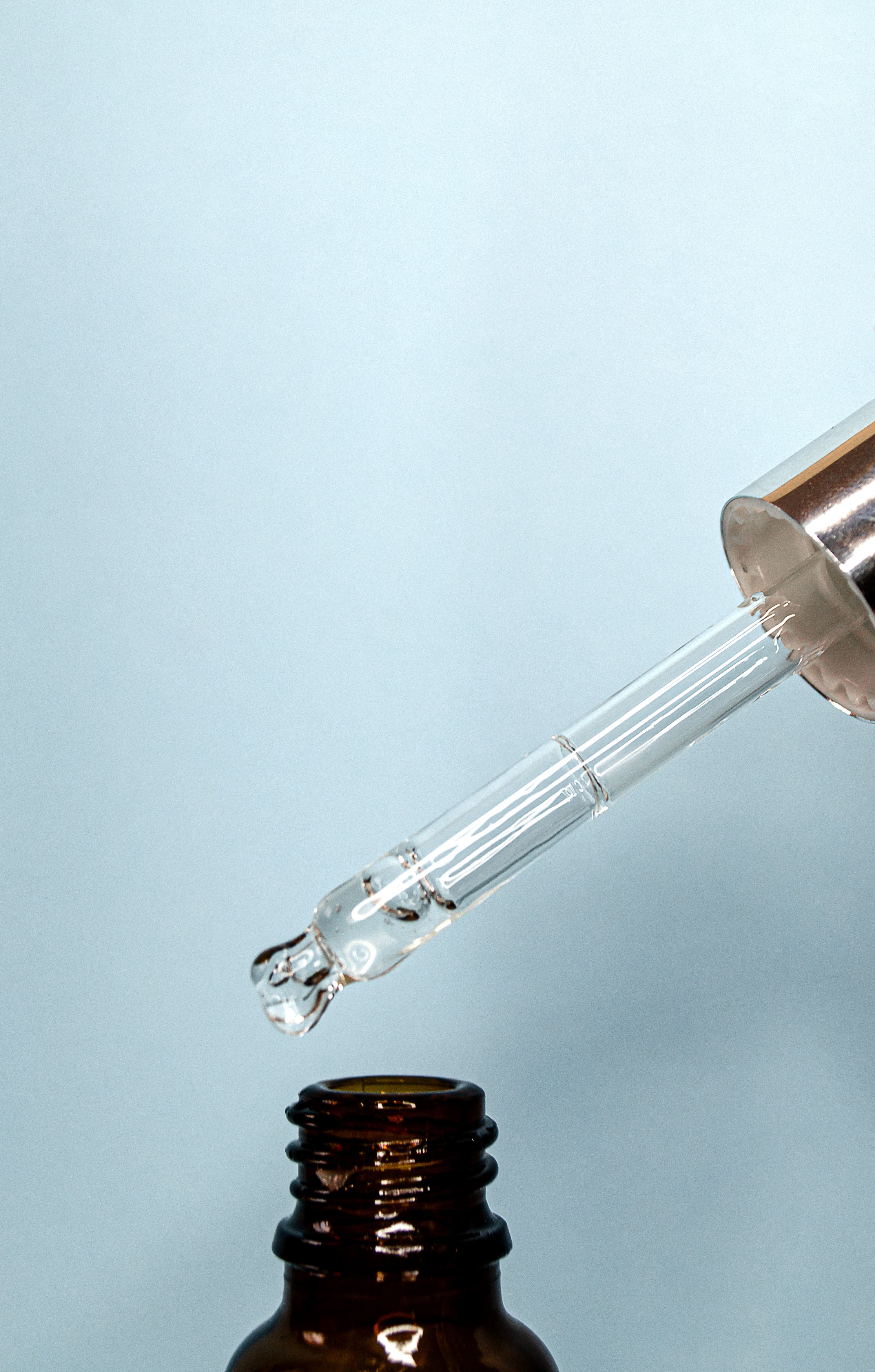 Dropper Bottle Photos, Download The BEST Free Dropper Bottle Stock ...