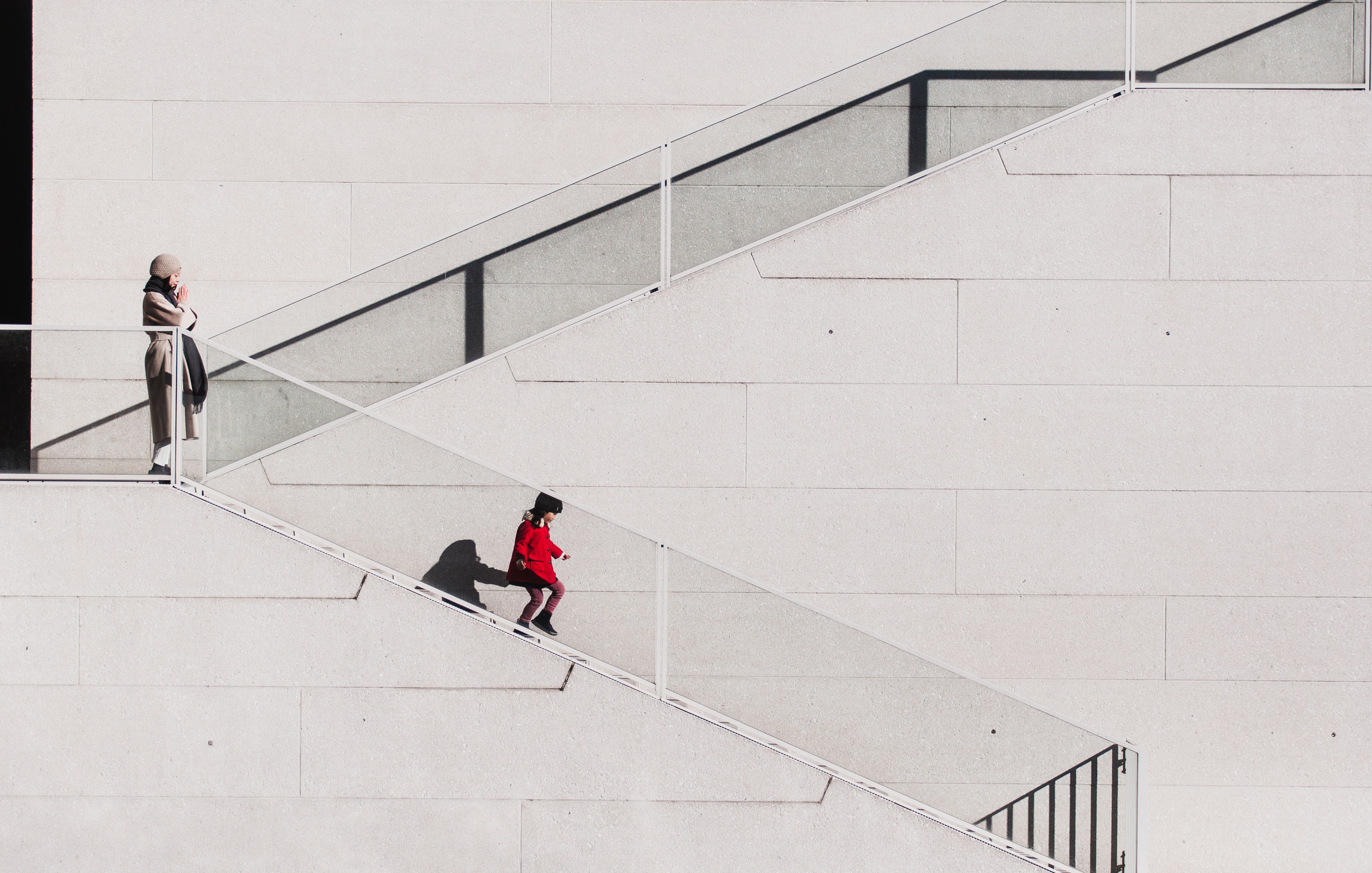 Modern Architecture with Figures on Staircase · Free Stock Photo
