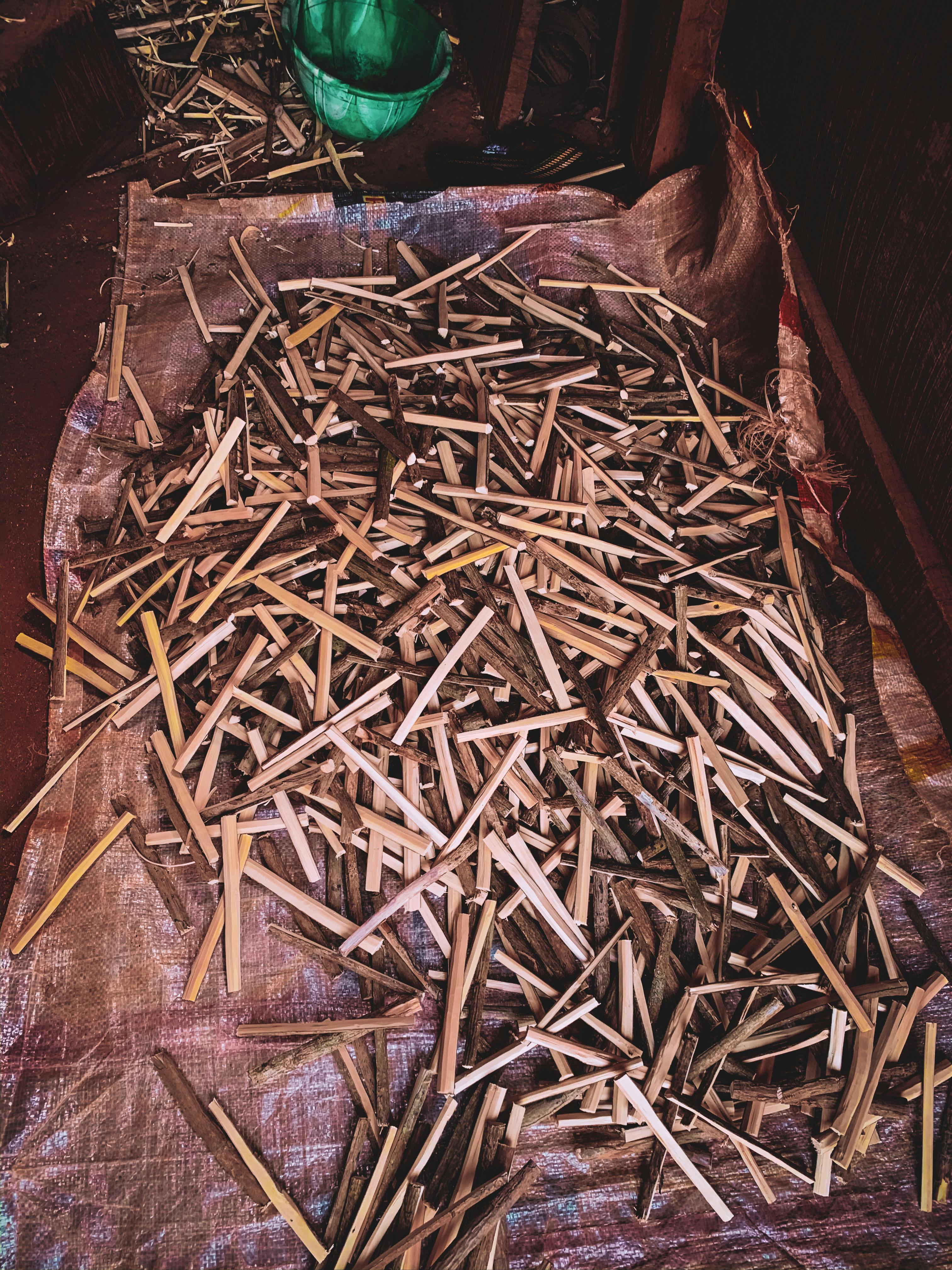 Chewing Stick (pako Ijebu) 14 Photos & Videos Collected by Tope A. Asokere