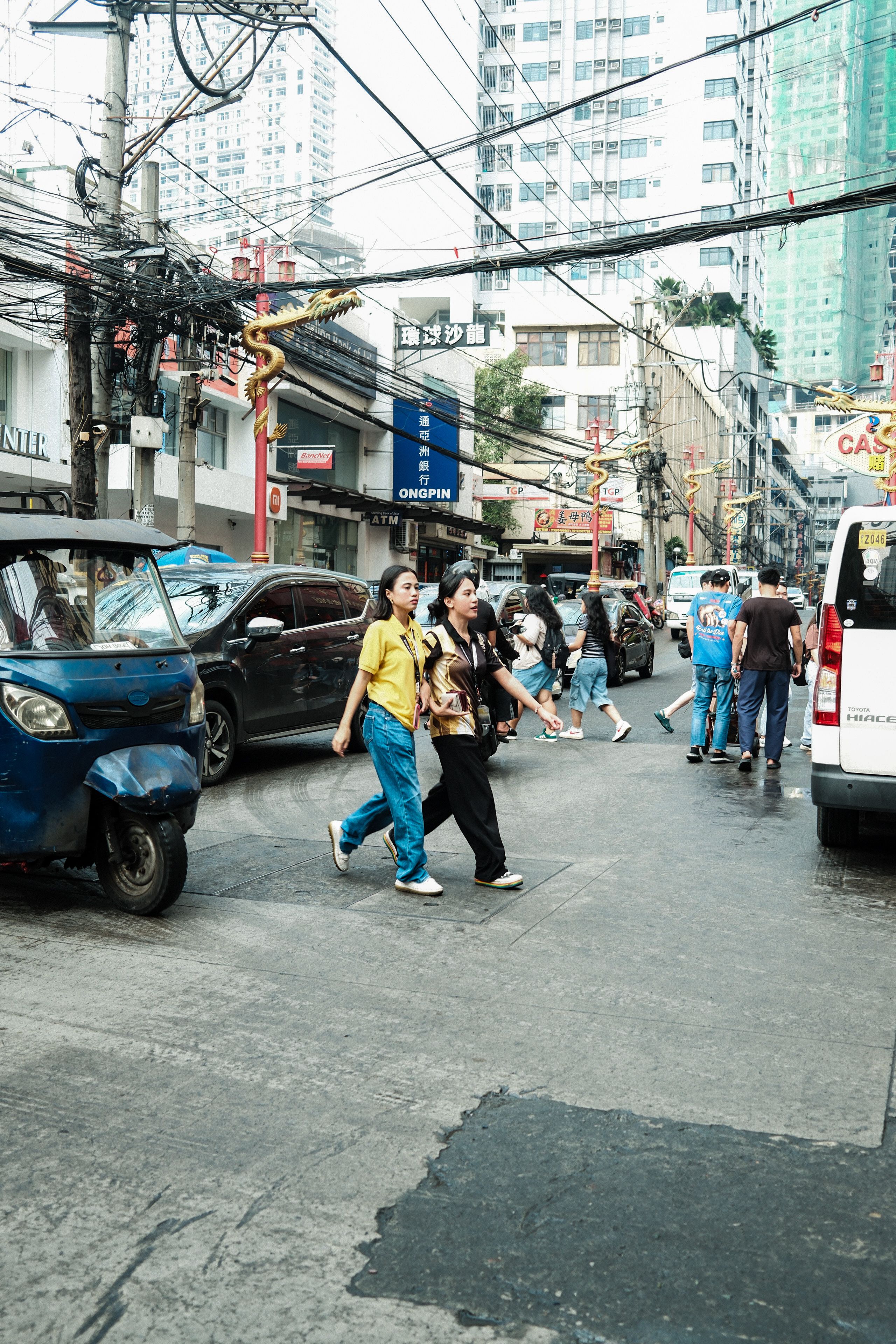 Busy Street Scene in Manila, Philippines · Free Stock Photo
