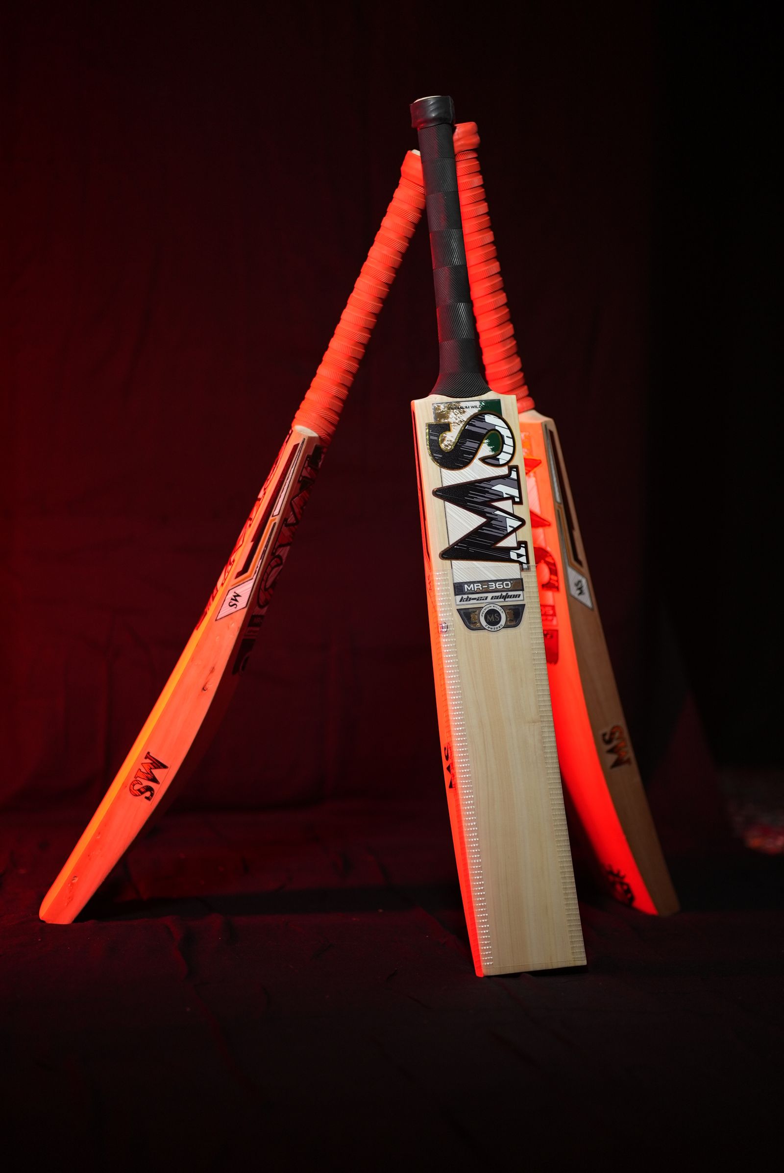 Cricket Bat Photos, Download The BEST Free Cricket Bat Stock Photos ...