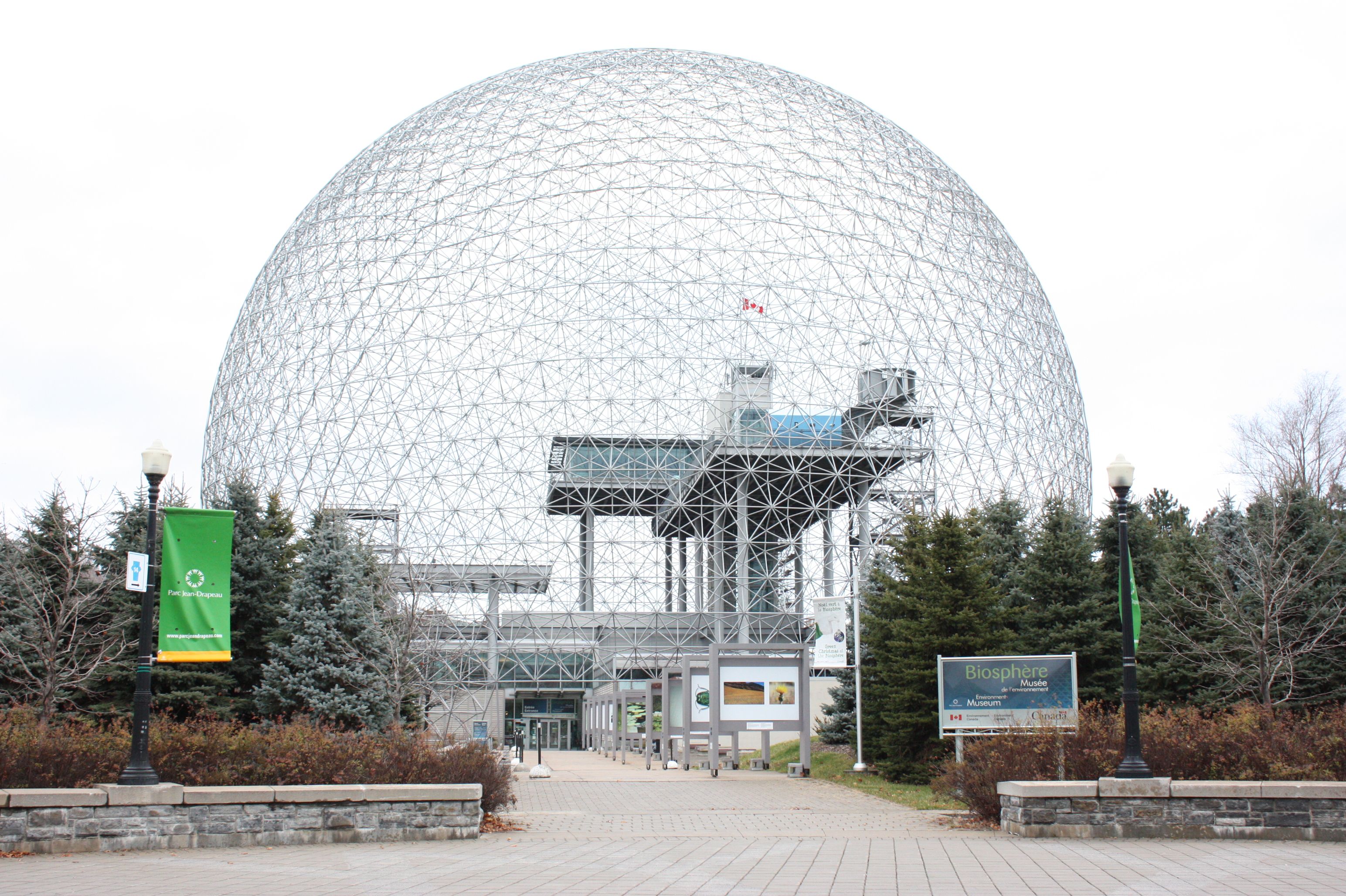 Montreal Biosphere in Wintertime · Free Stock Photo
