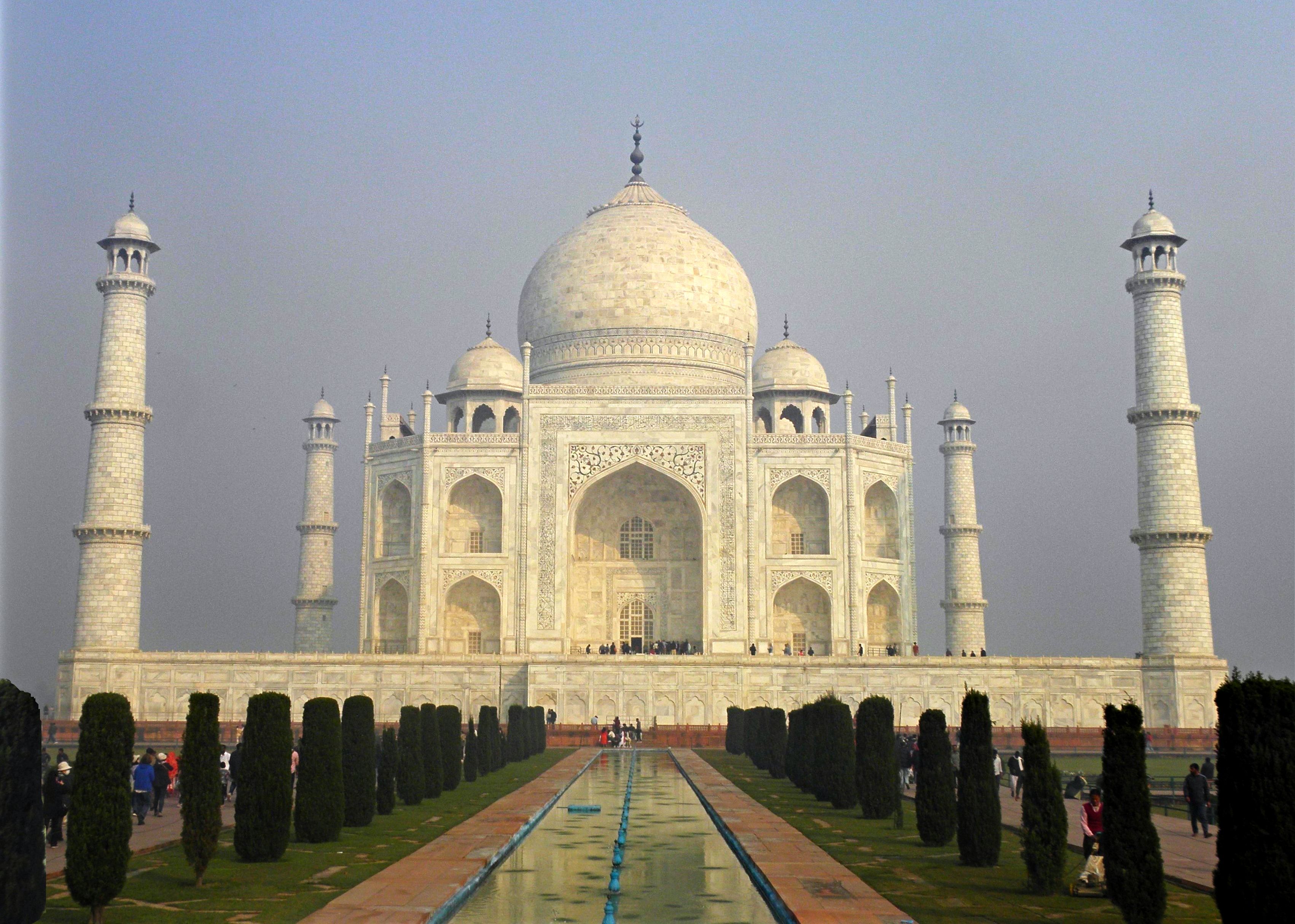 Stunning View of the Taj Mahal in Agra · Free Stock Photo