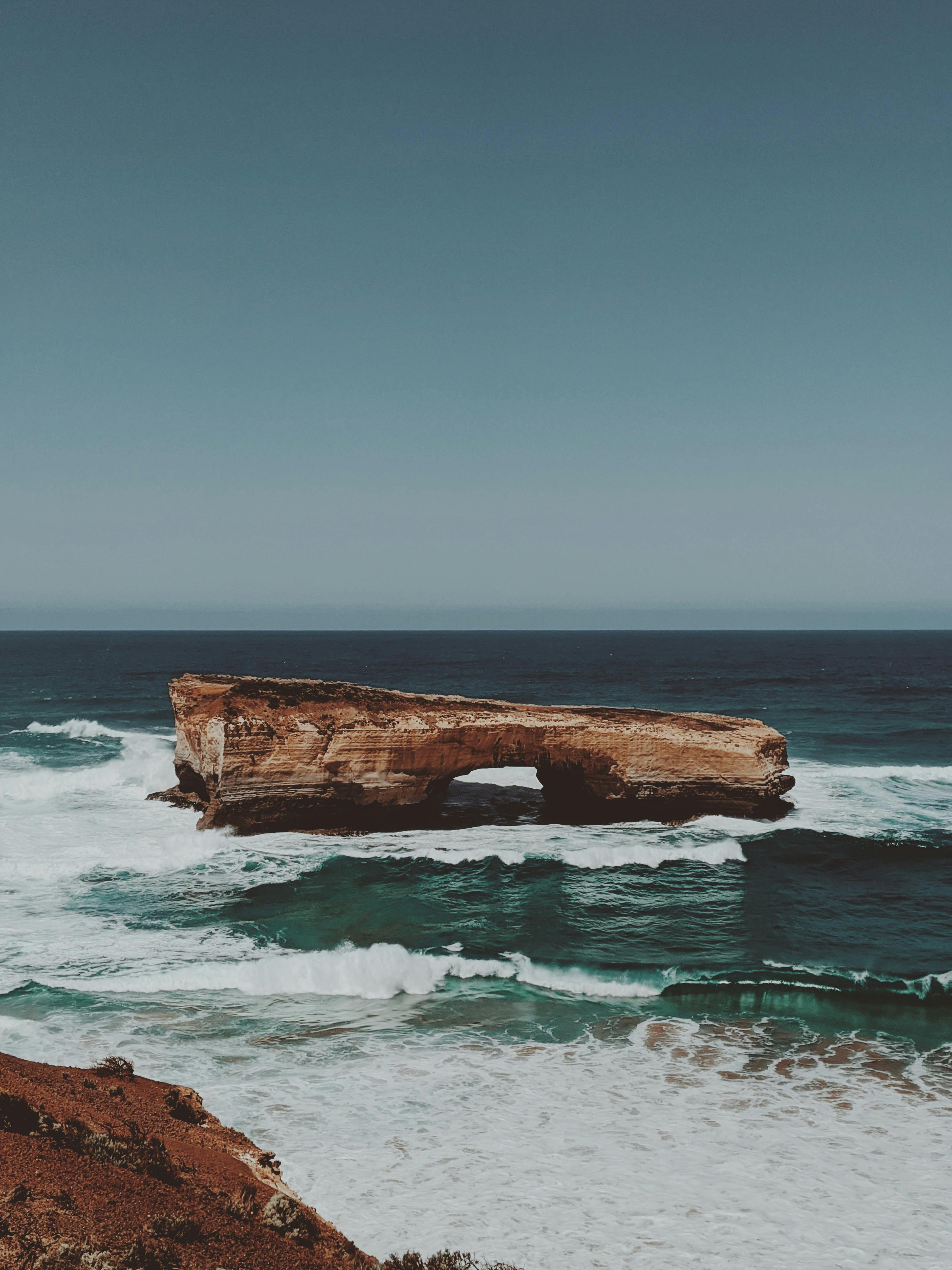 London Bridge Great Ocean Road · Free Stock Photo