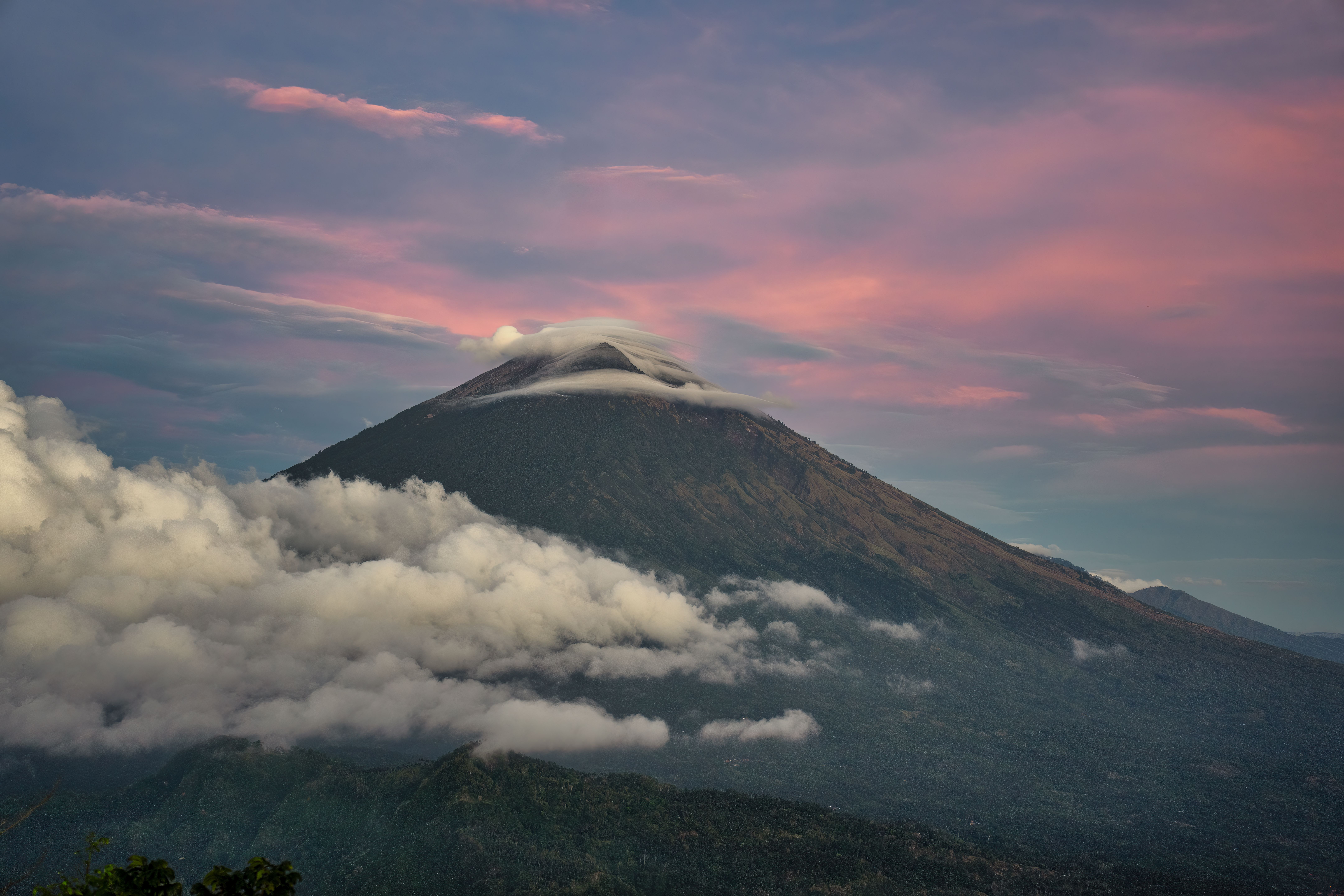 Majestic Mount Agung at Sunset, Bali · Free Stock Photo