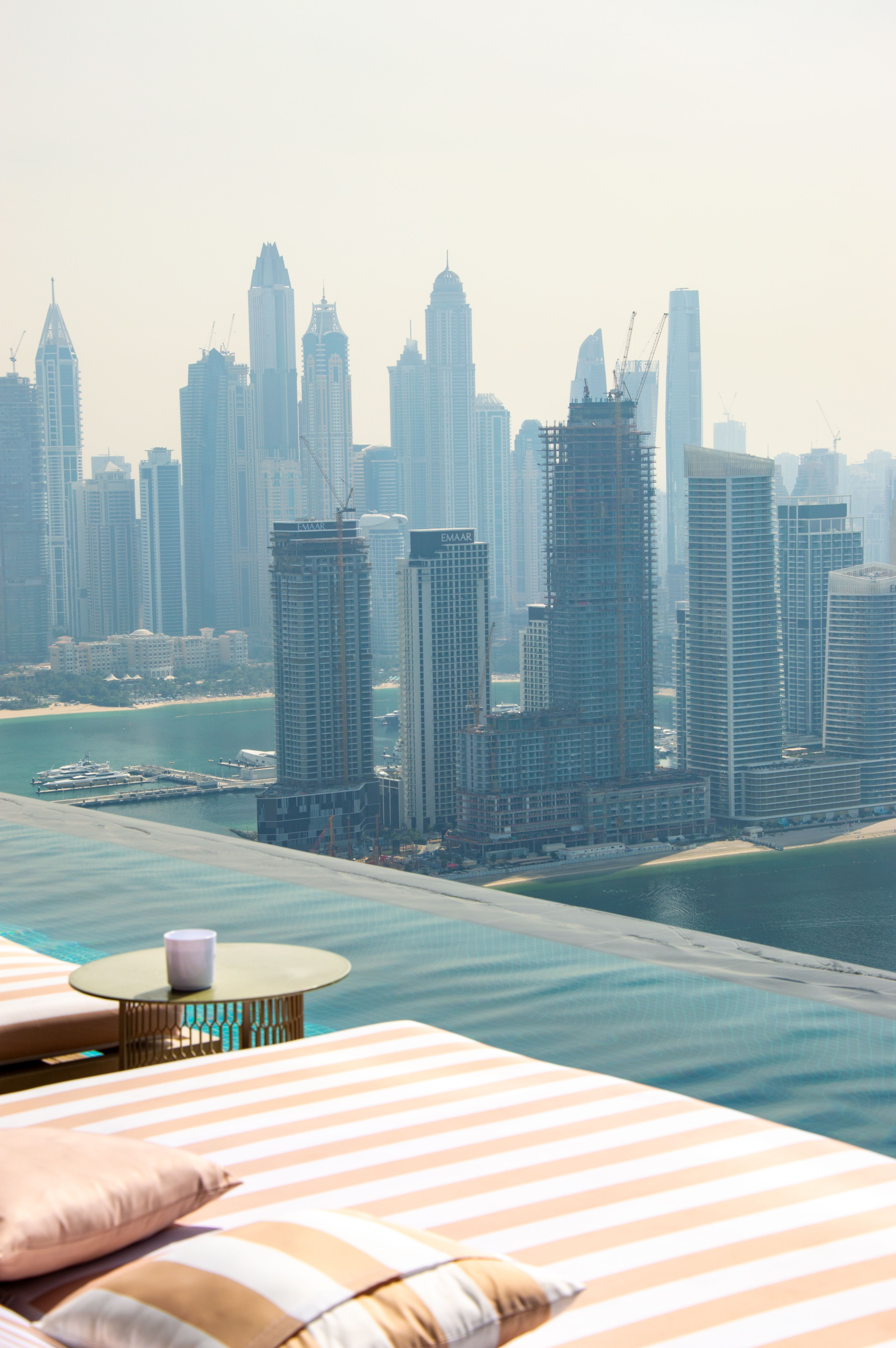 Rooftop Pools With Skyline Views Dubai Photos, Download The BEST Free ...