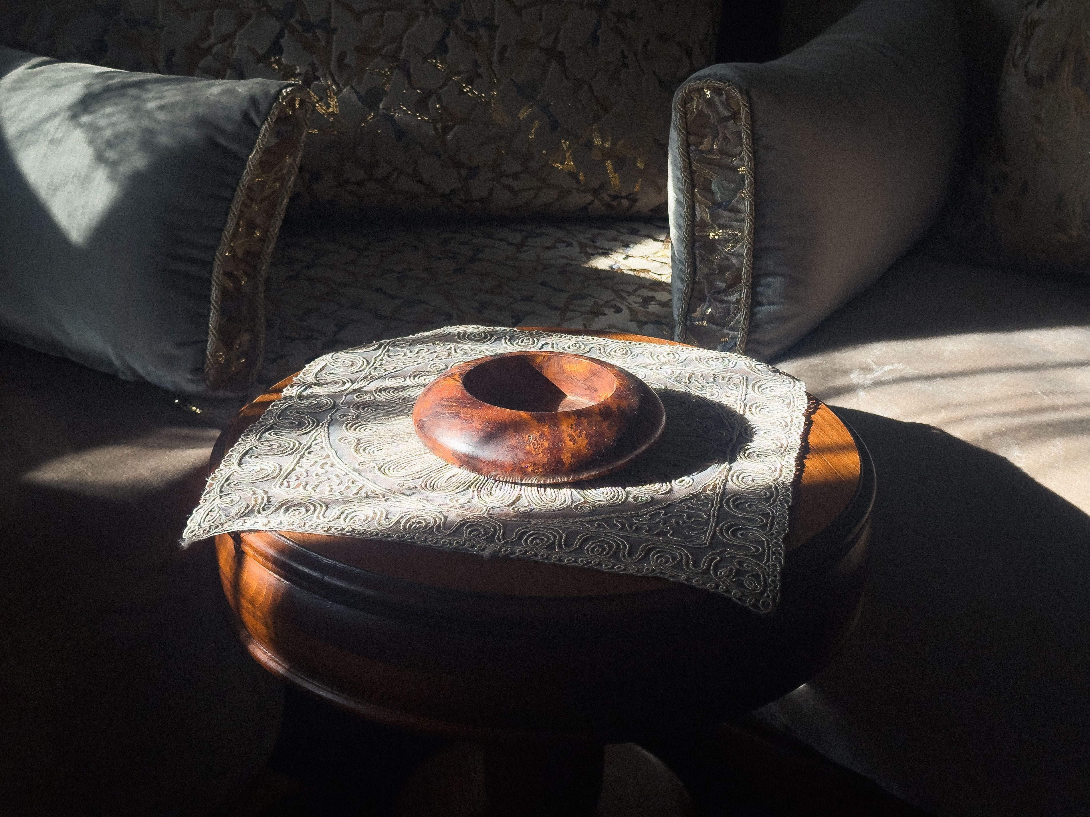 Mahogany Table Singular Photos, Download The BEST Free Mahogany Table ...
