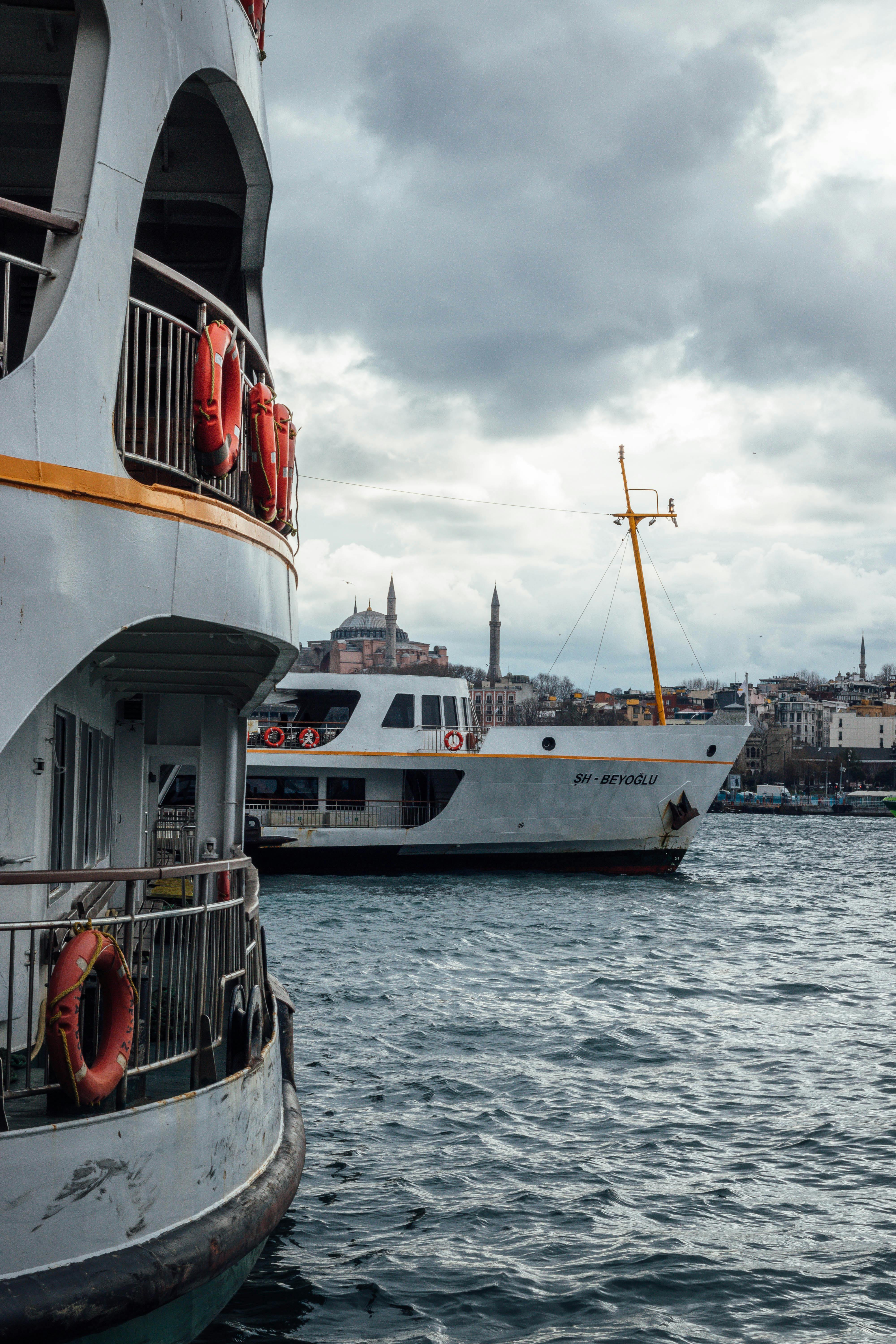 Istanbul Ferries Photos, Download The BEST Free Istanbul Ferries Stock ...