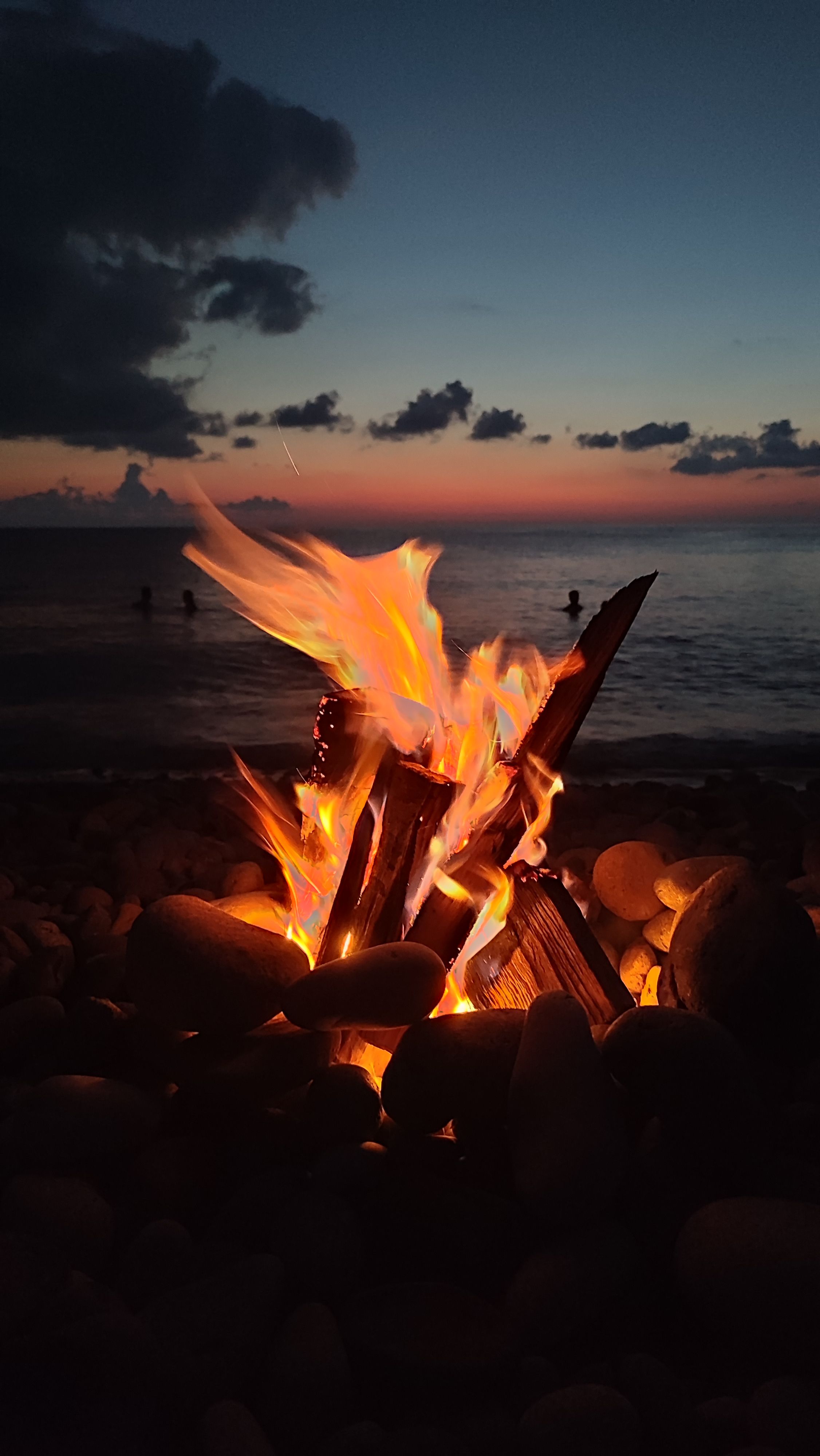 Animated Chill Wallpaper Photos, Download The BEST Free Animated Chill ...
