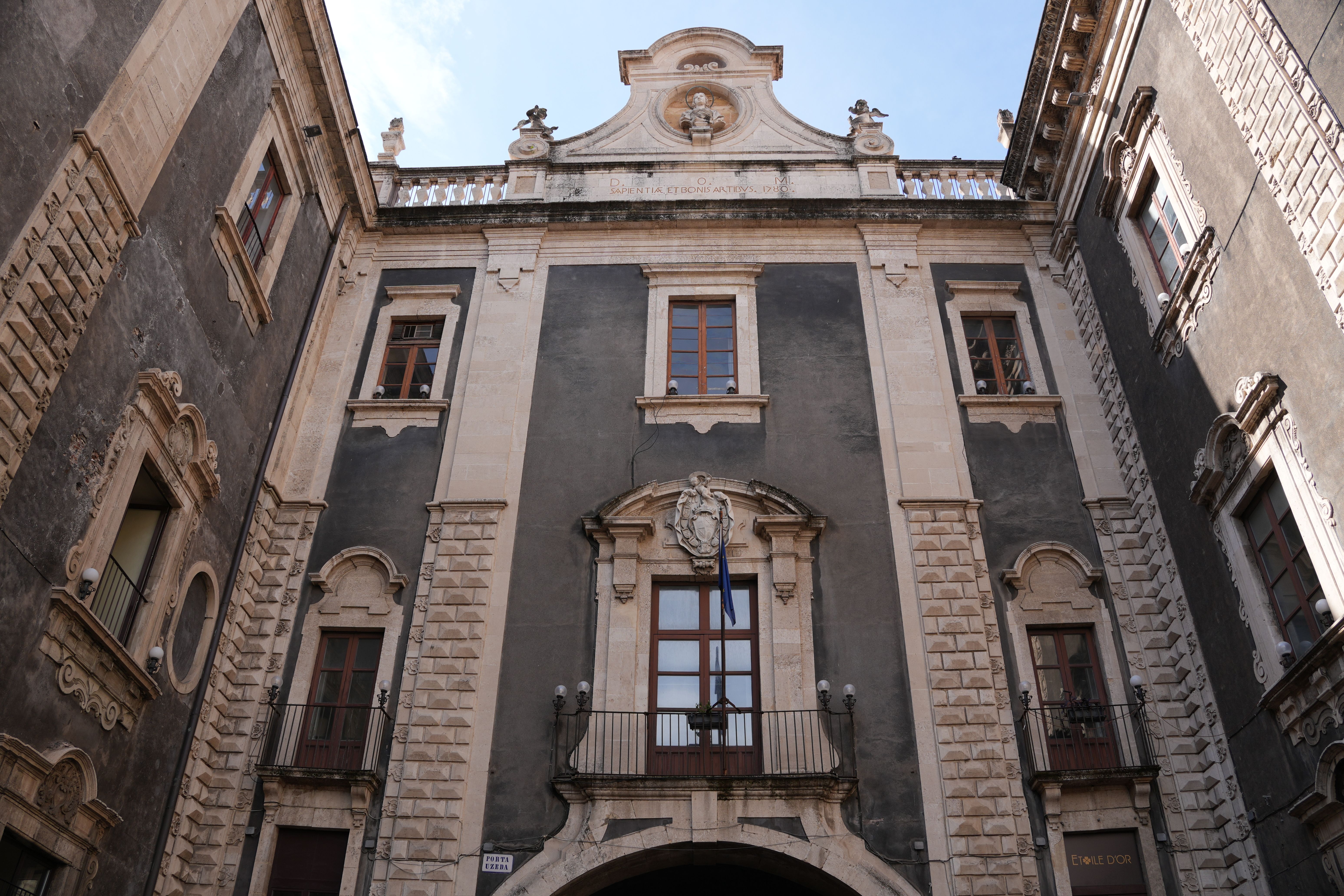 Doppi Porta Photos, Download The BEST Free Doppi Porta Stock Photos ...