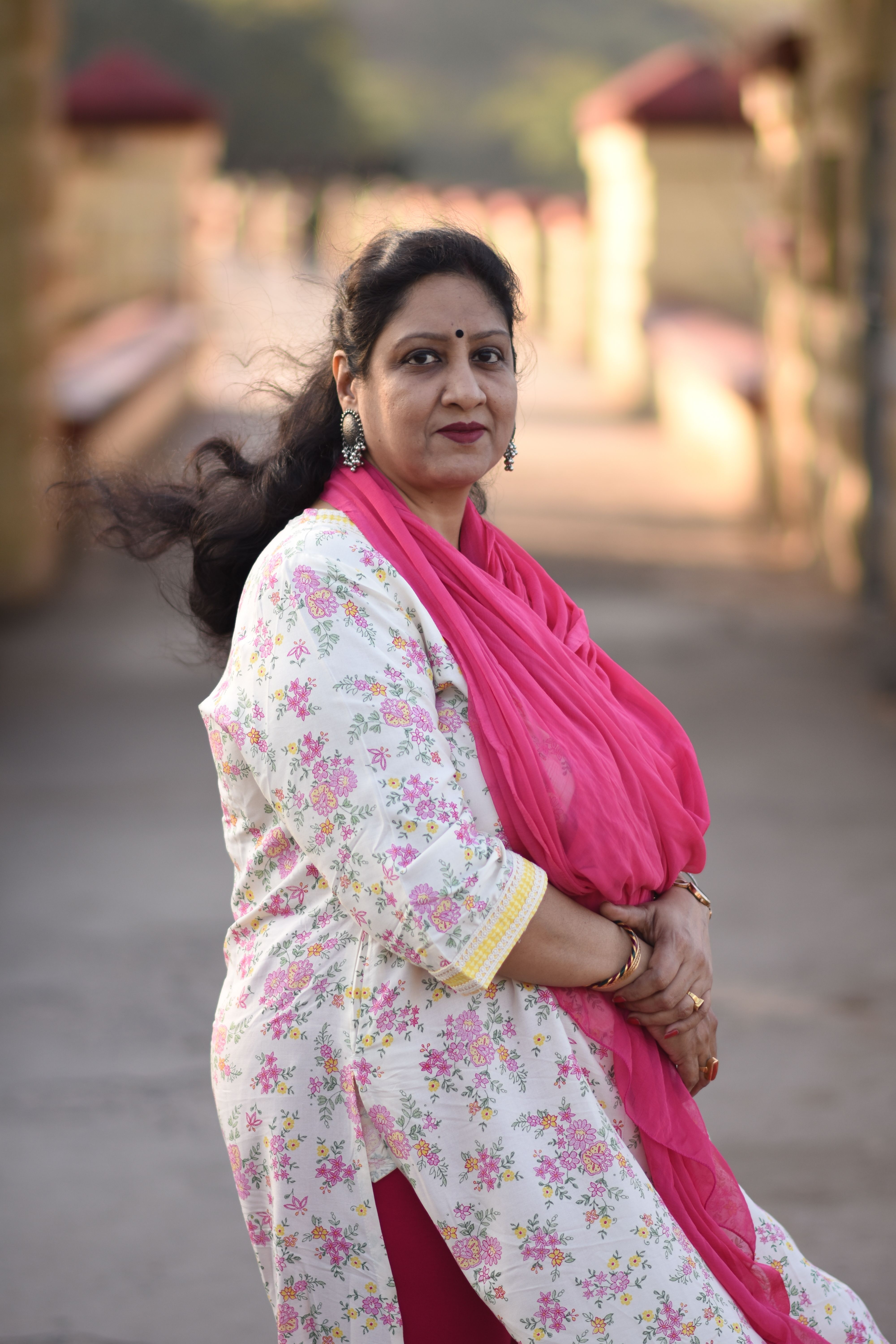 Desi Ladki Photos, Download The BEST Free Desi Ladki Stock Photos & HD ...