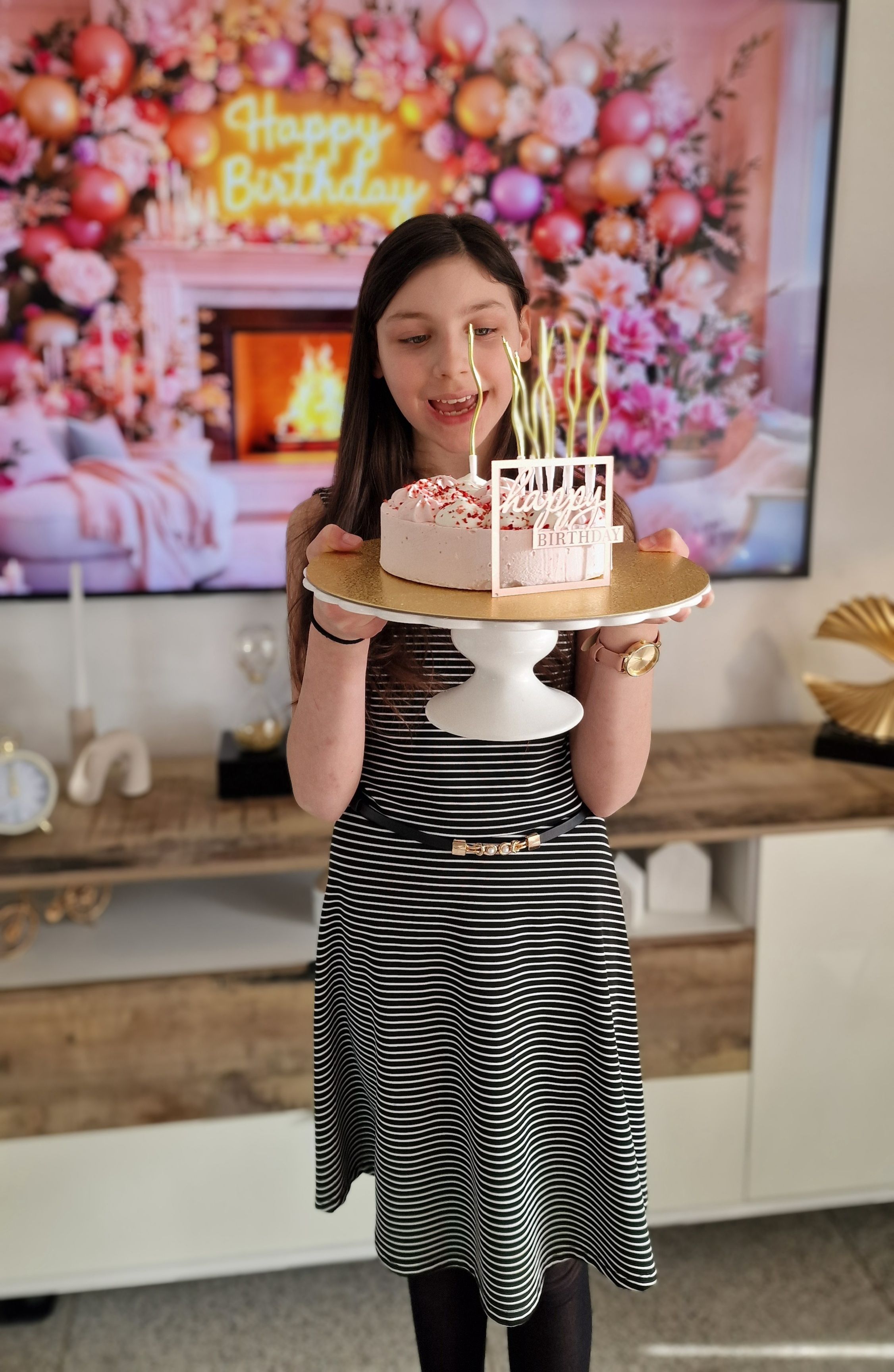 Birthday Loading Photos, Download The BEST Free Birthday Loading Stock ...