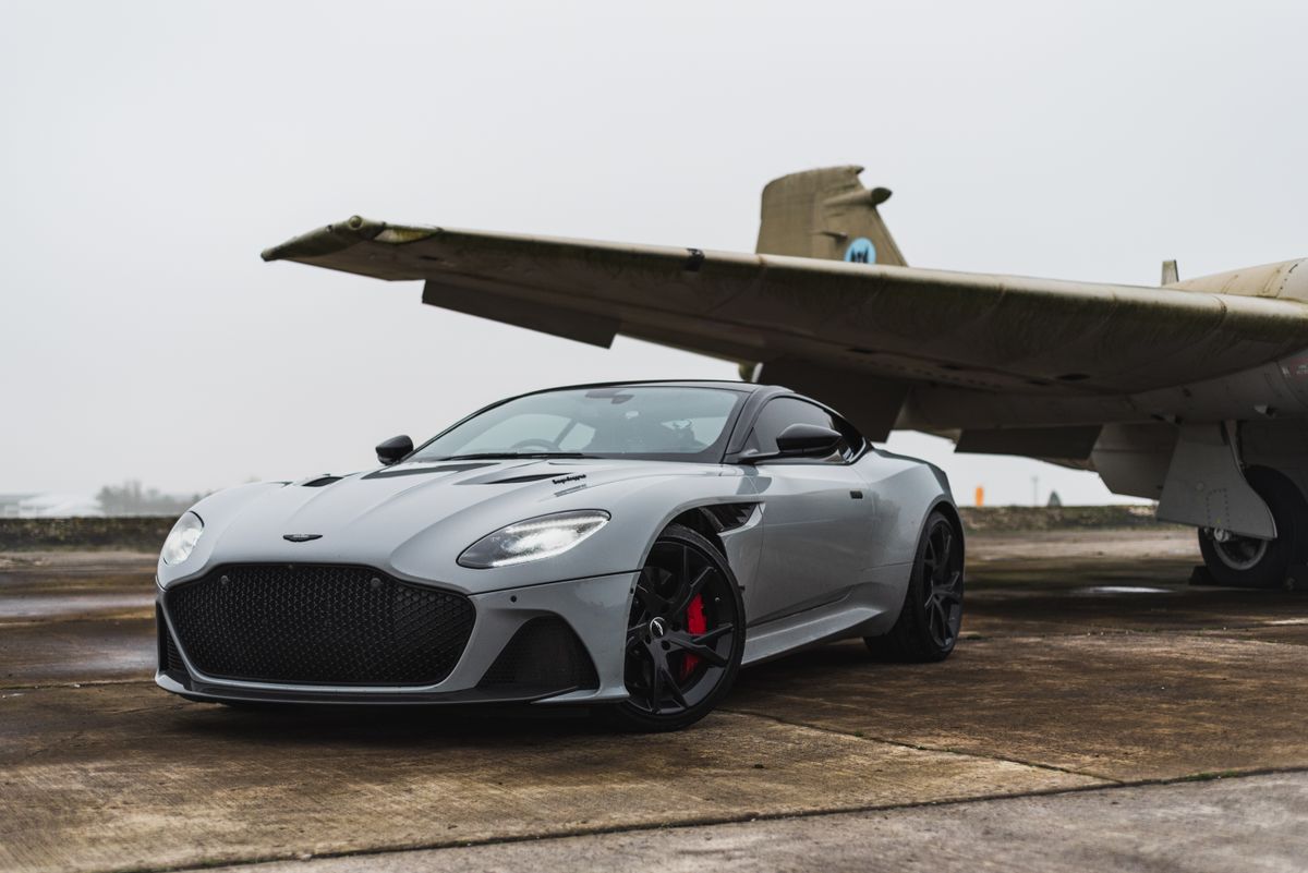Luxury Car Photos, Download The BEST Free Luxury Car Stock Photos & HD ...