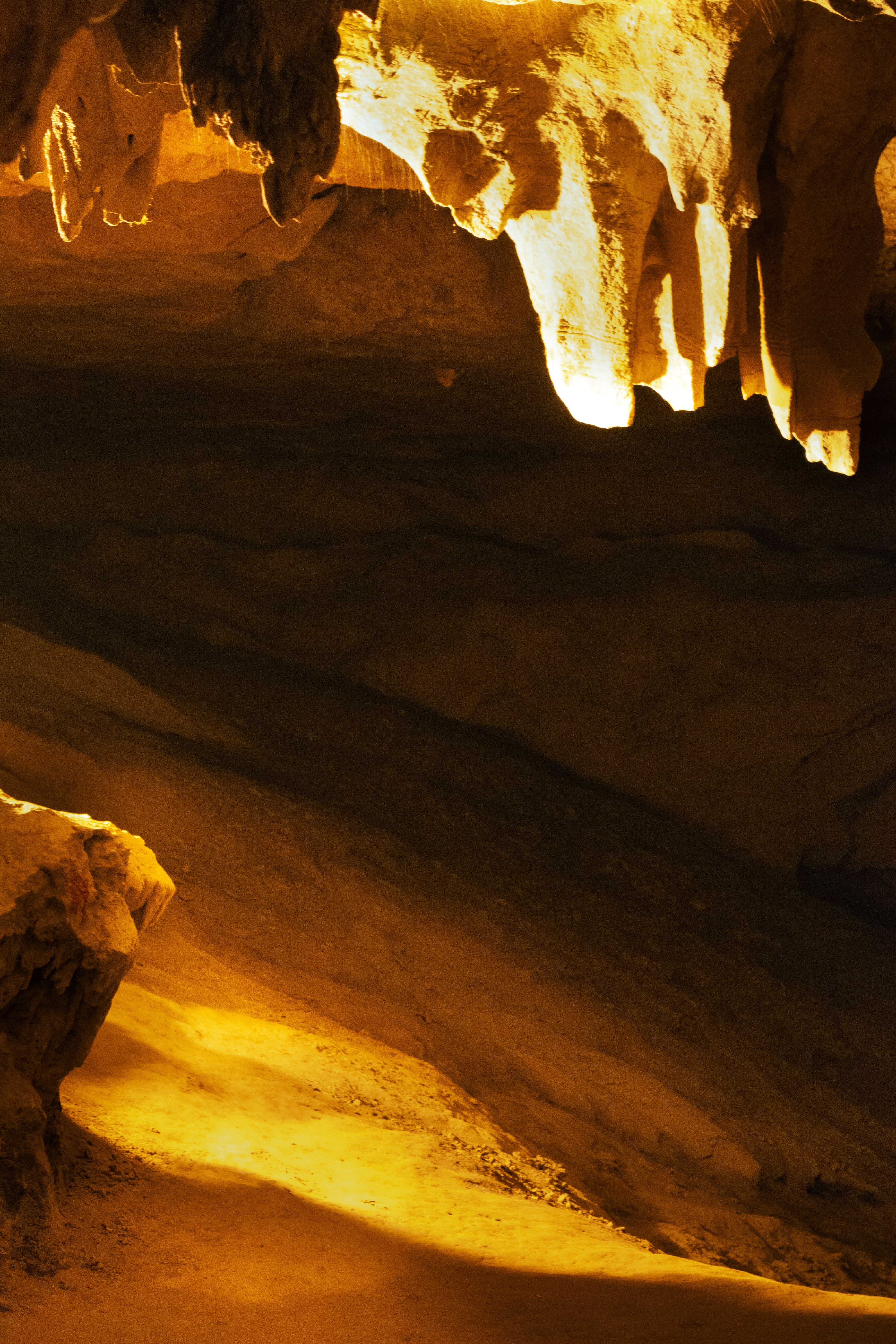 10,000+ Best Cave Photos · 100% Free Download · Pexels Stock Photos
