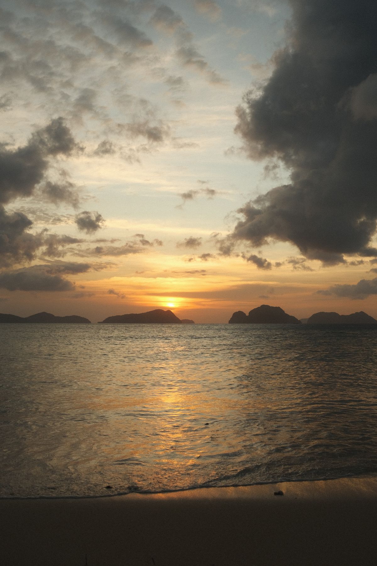 Remote+Beach+At+Sunset Photos, Download The BEST Free Remote+Beach+At ...