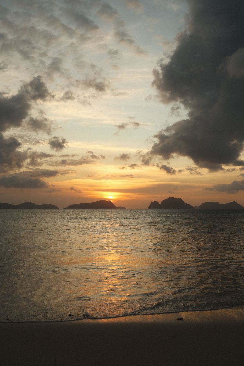 Remote+Beach+At+Sunset Photos, Download The BEST Free Remote+Beach+At ...