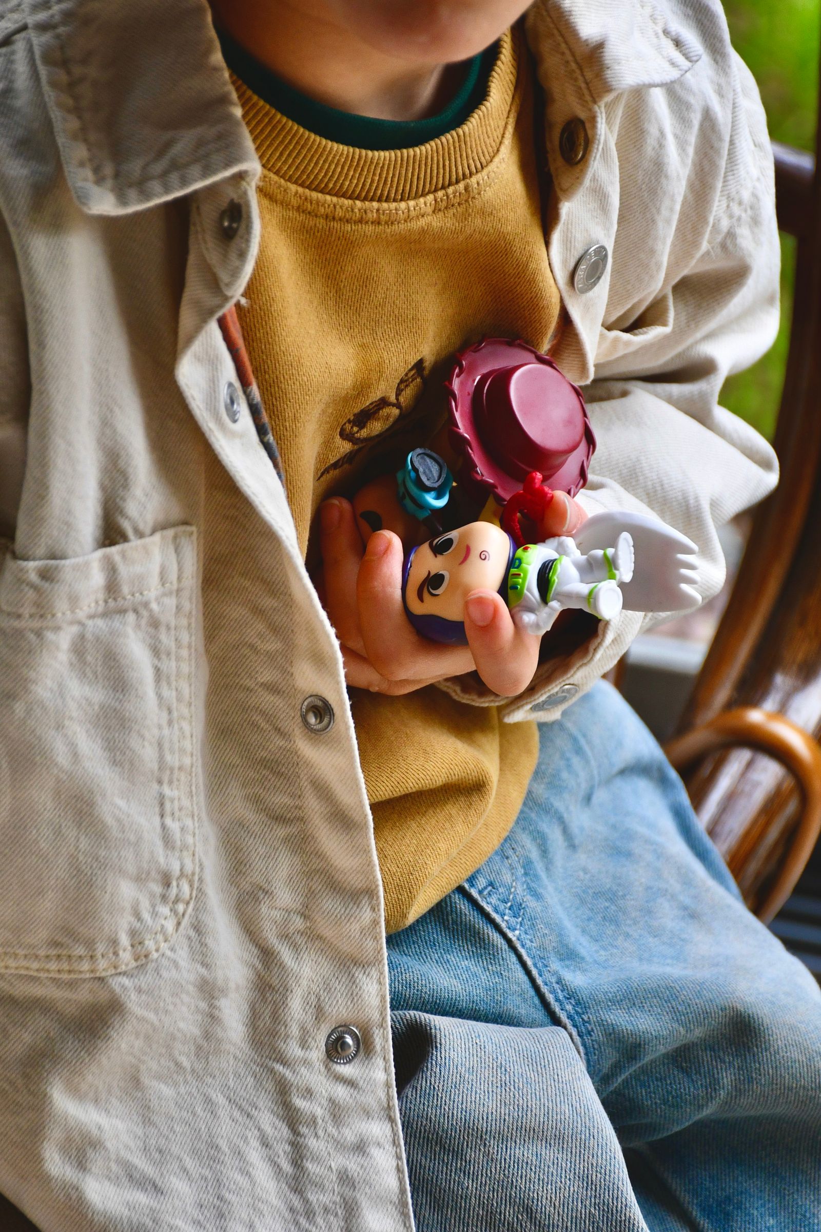 Child Holding Toy Photos, Download The BEST Free Child Holding Toy ...